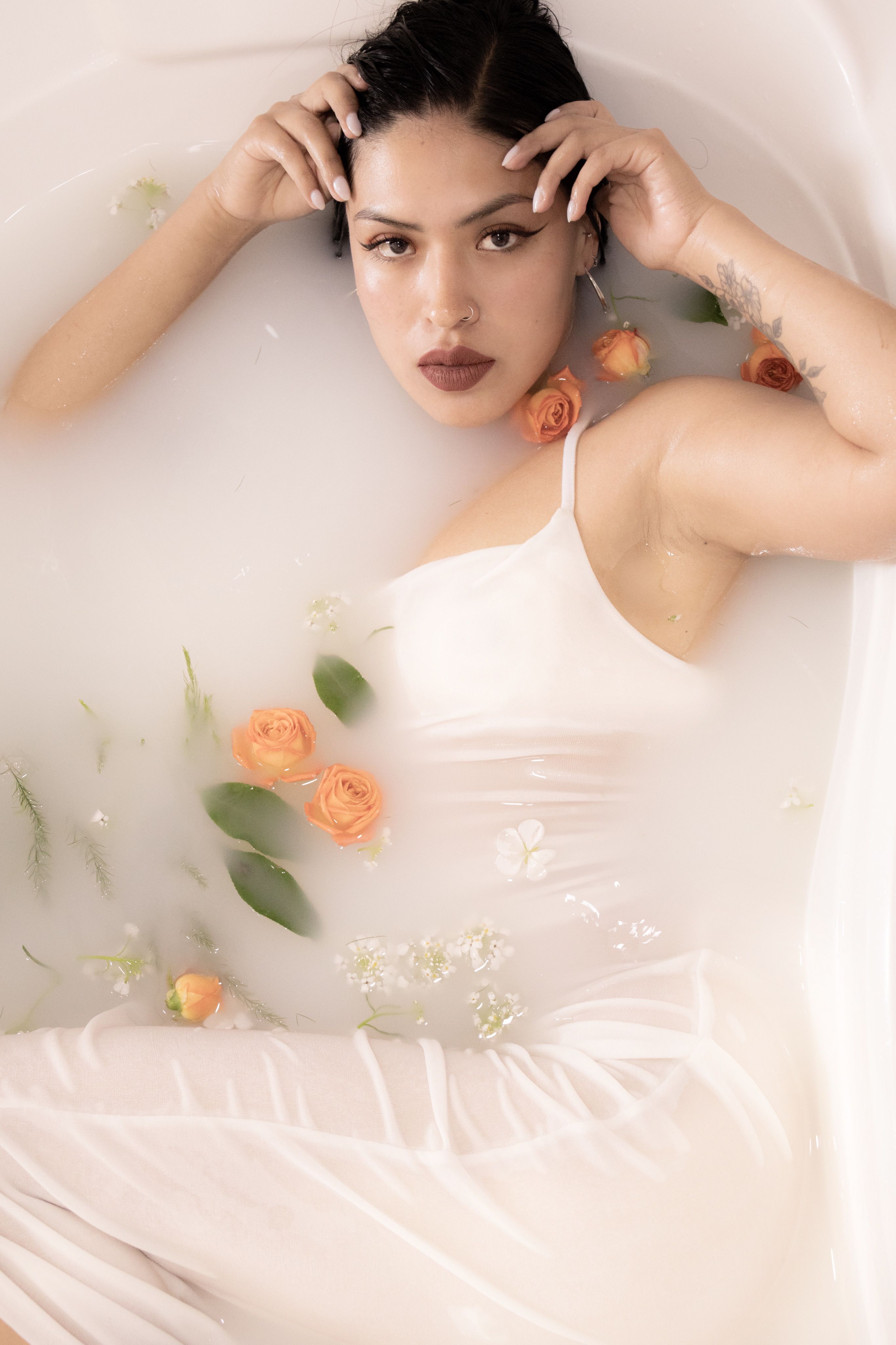 Woman Bathing Photos, Download The BEST Free Woman Bathing Stock Photos ...