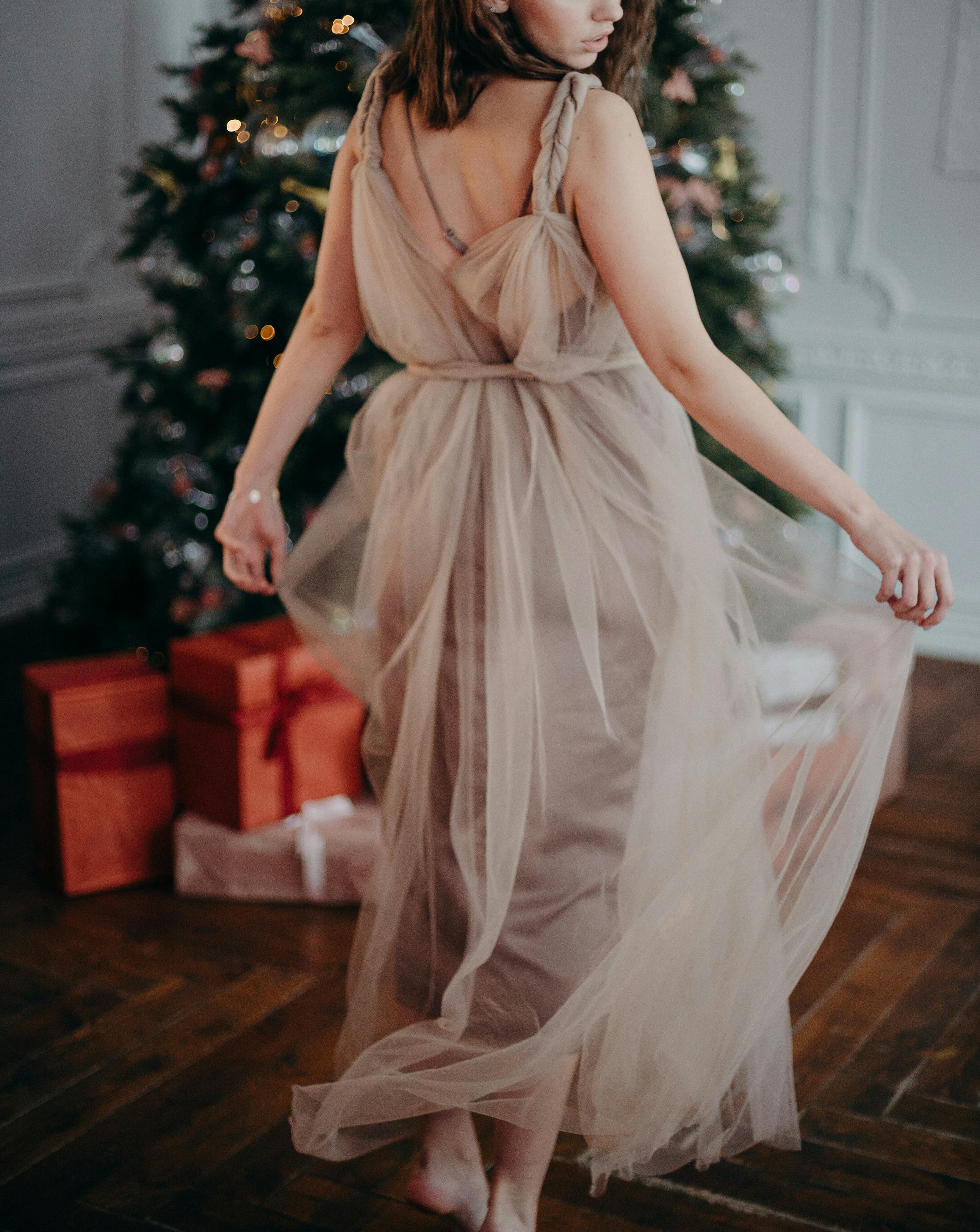 Dress Folds Photos, Download The BEST Free Dress Folds Stock Photos ...