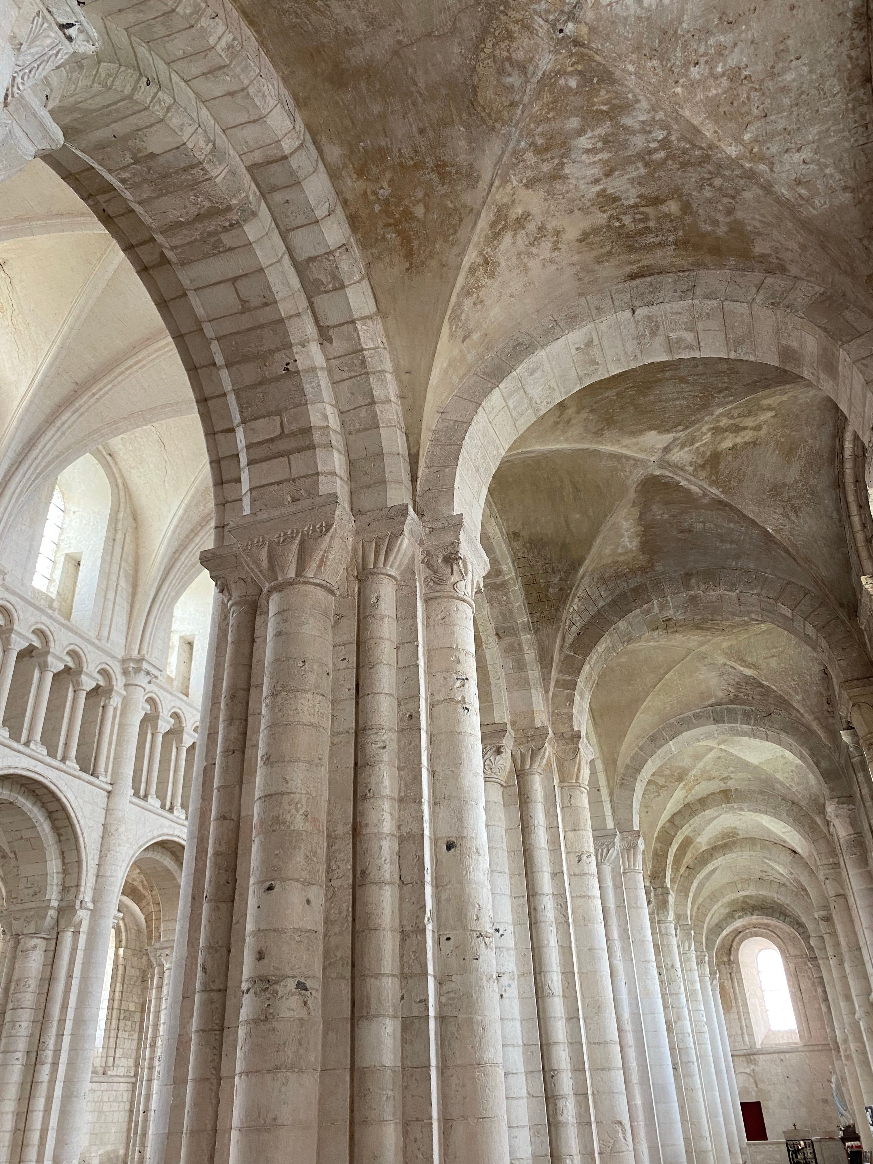 Stunning Romanesque Cathedral Interior Architecture · Free Stock Photo