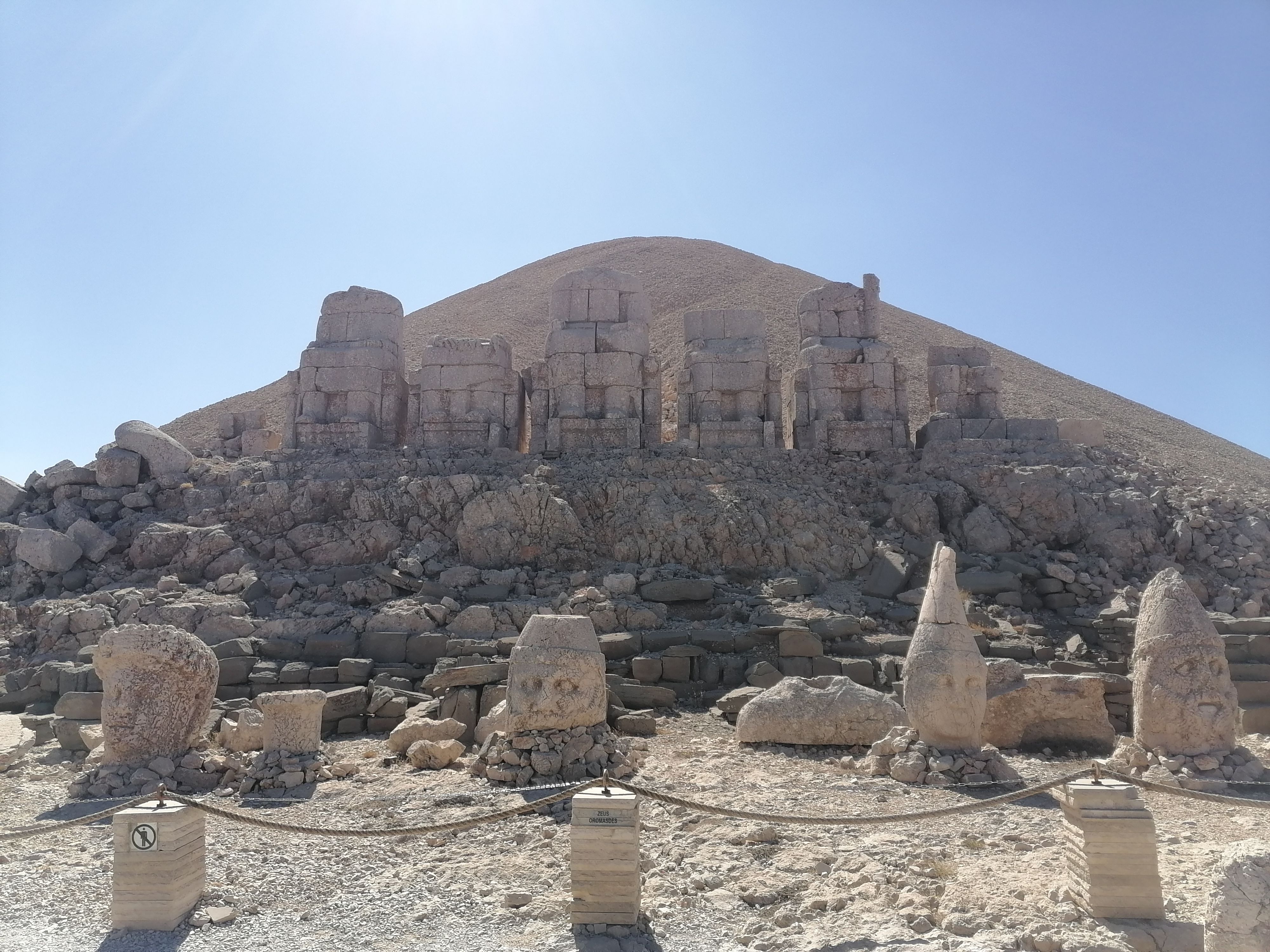 Ancient Statues on Mount Nemrut, Turkey · Free Stock Photo