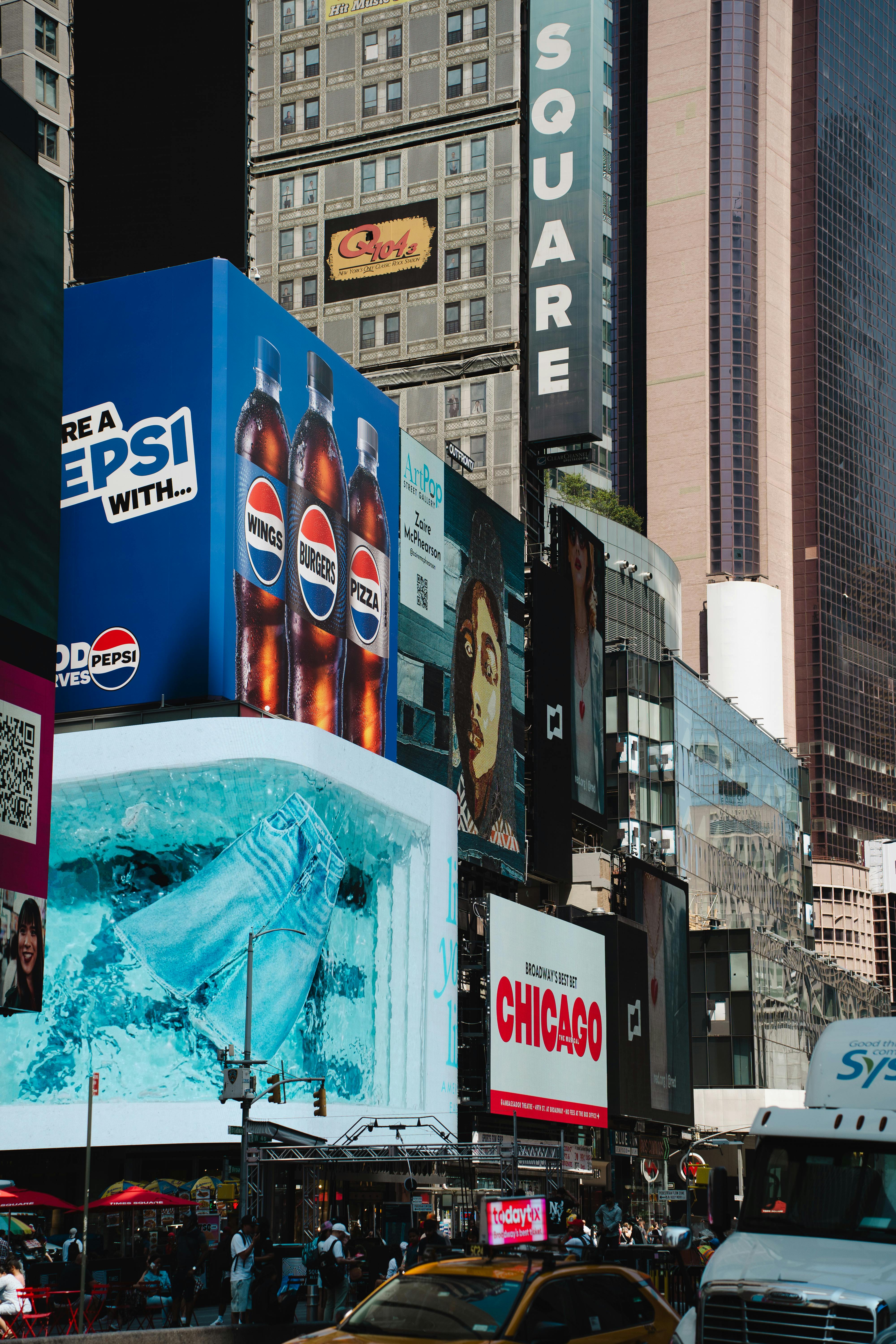 Vibrant Times Square Billboards and Skyscrapers · Free Stock Photo