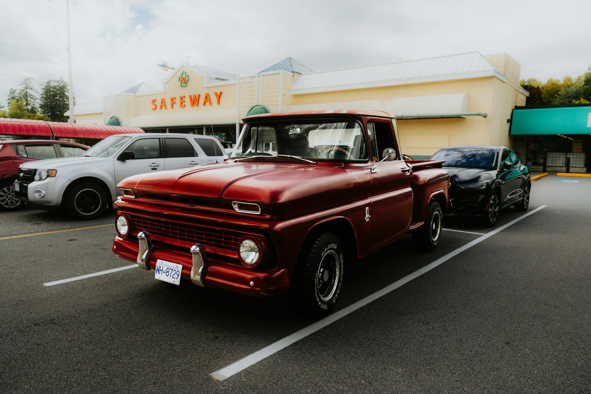 Safeway Stores Incorporated Company Profile and History