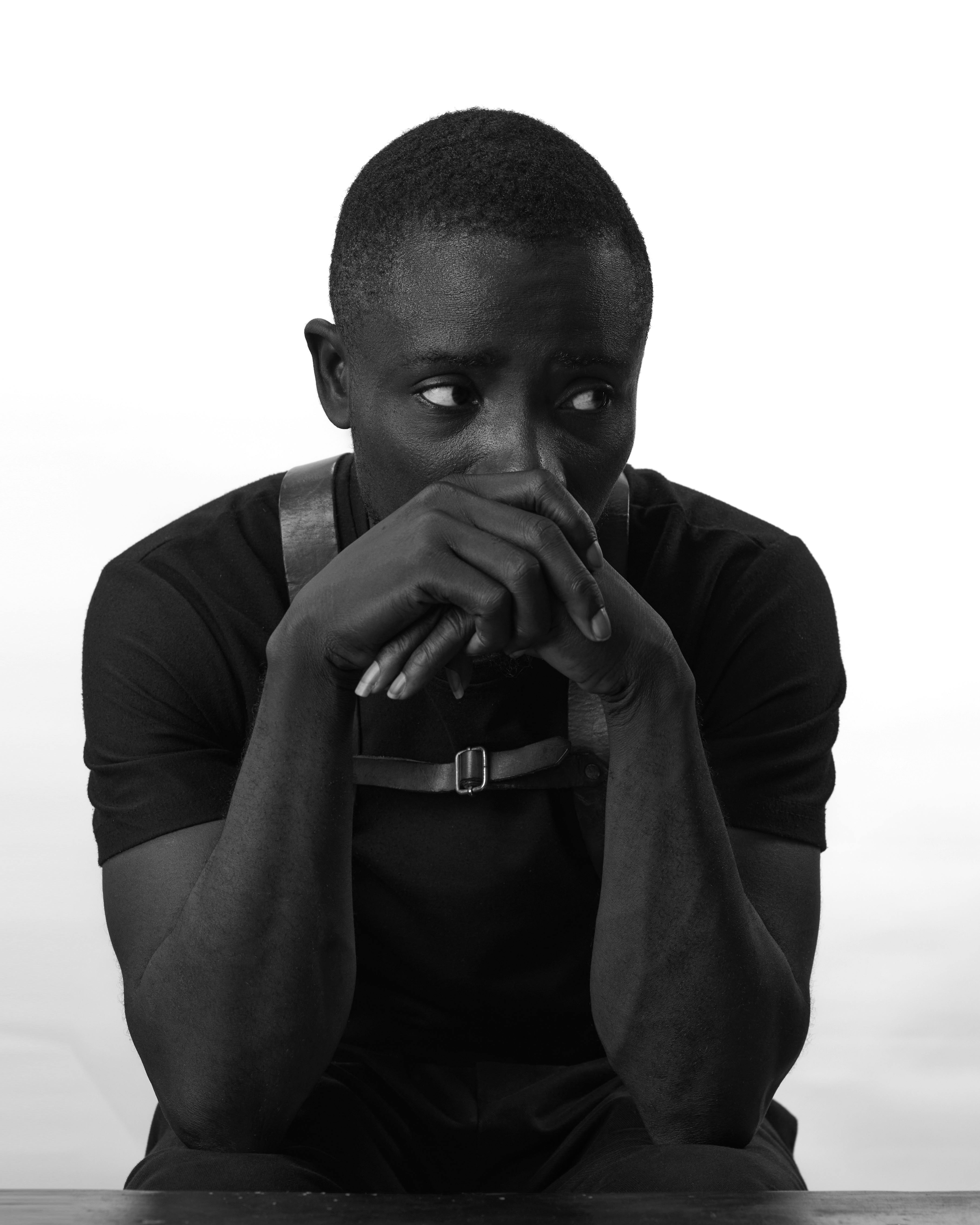 Thinking Pose Photos, Download The BEST Free Thinking Pose Stock Photos ...