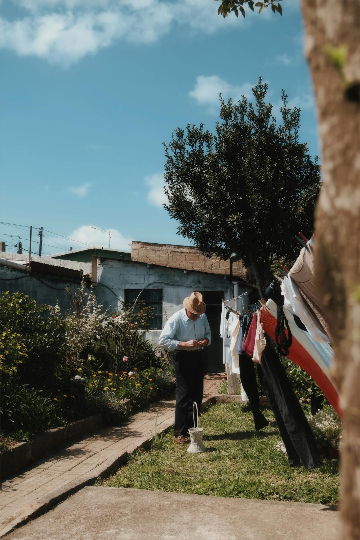 Simple Man Photos, Download The BEST Free Simple Man Stock Photos & HD ...