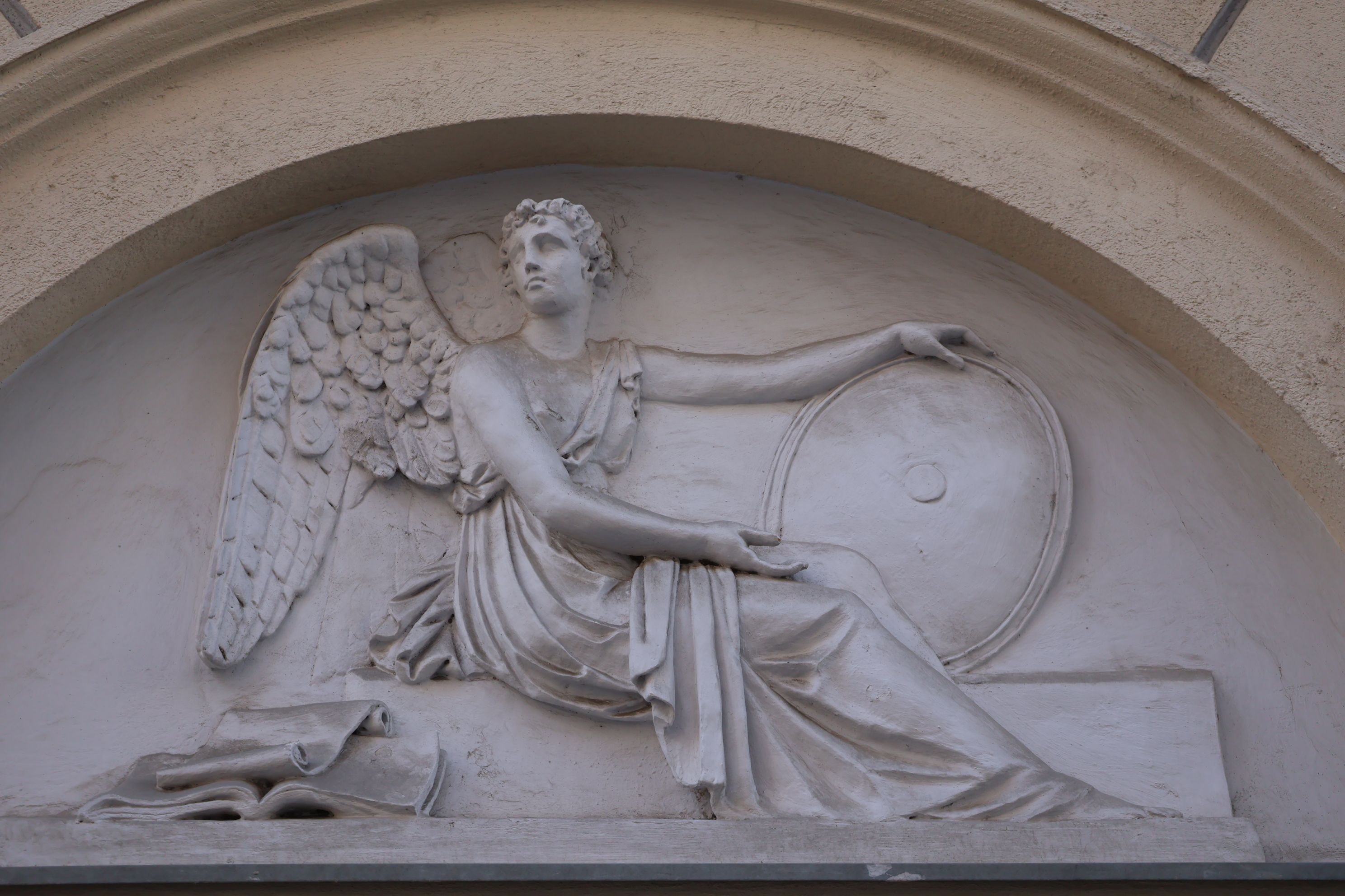 Classical Angel Relief Sculpture in Vienna · Free Stock Photo