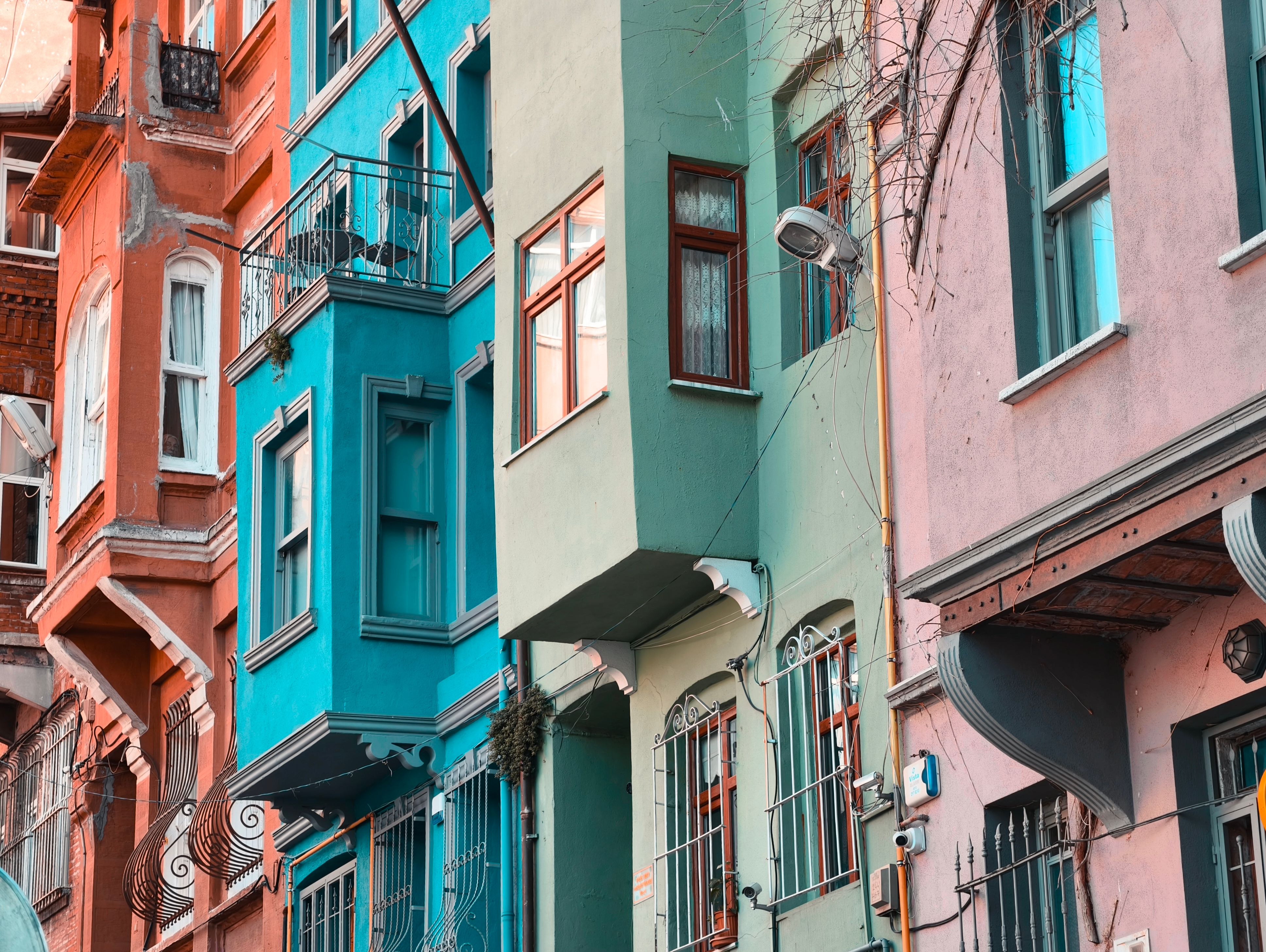 Colorful Historic Buildings in İstanbul · Free Stock Photo
