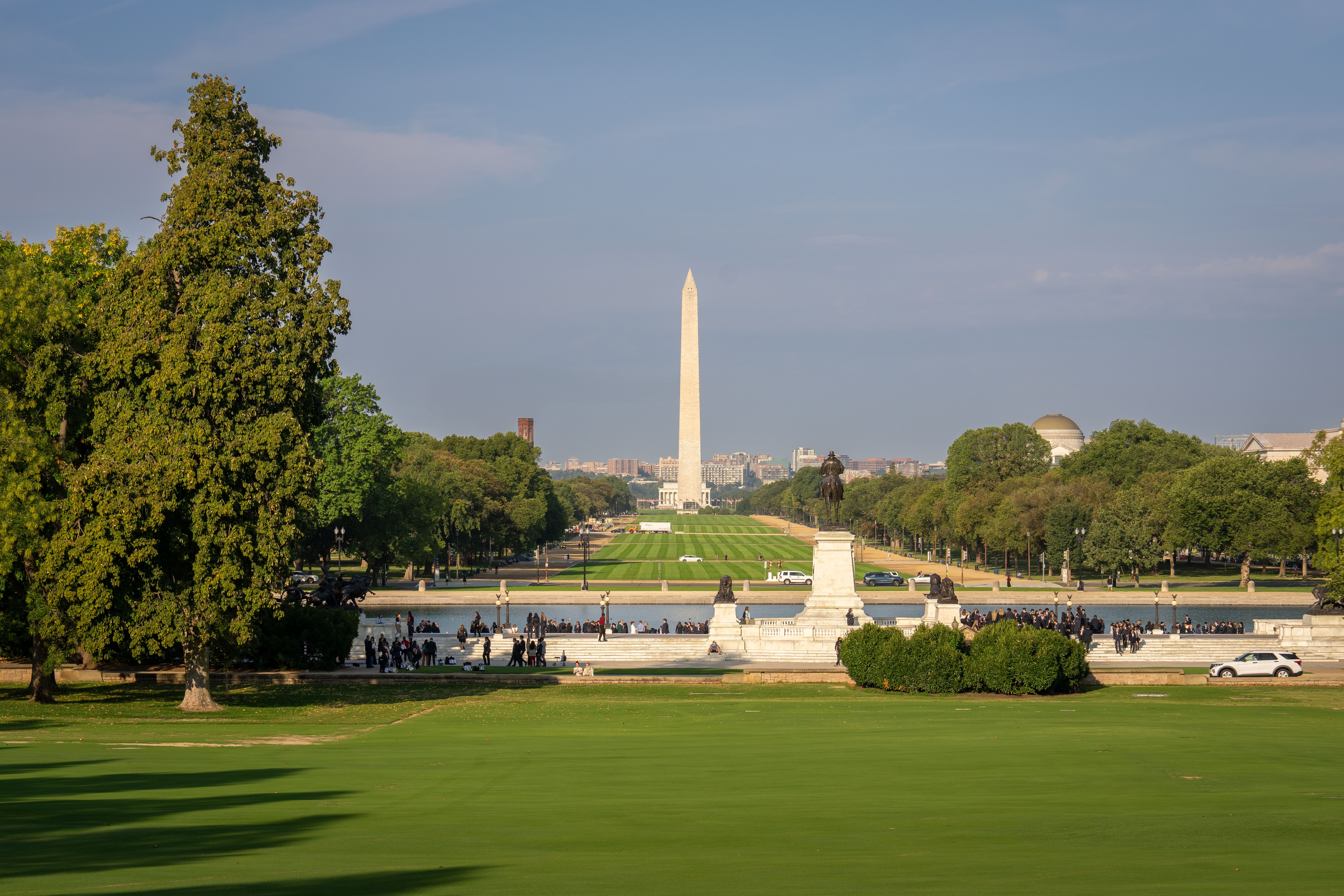 Iconic View of Washington Monument in Daylight · Free Stock Photo