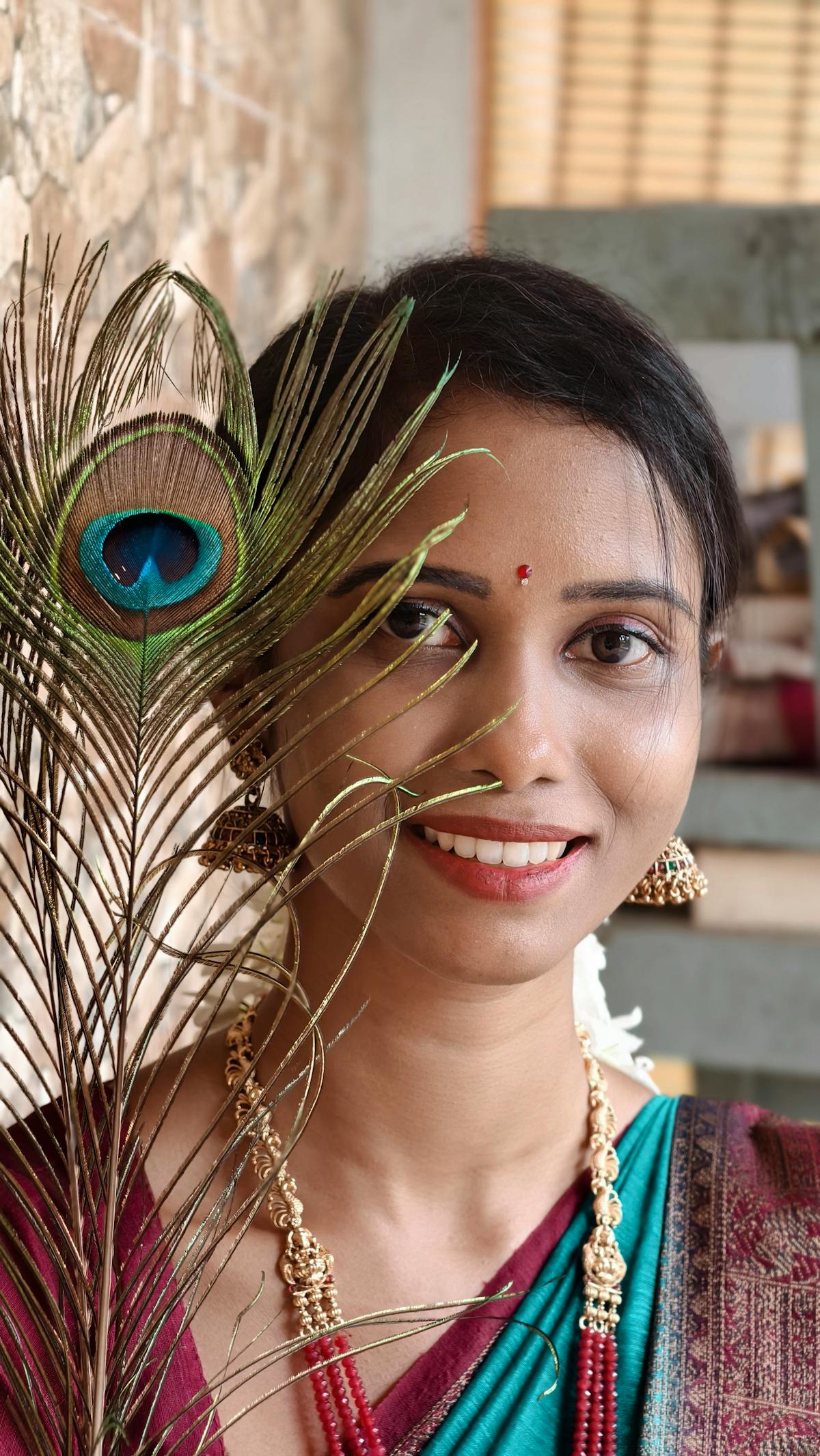 Peacock Feather Photos, Download The BEST Free Peacock Feather Stock ...