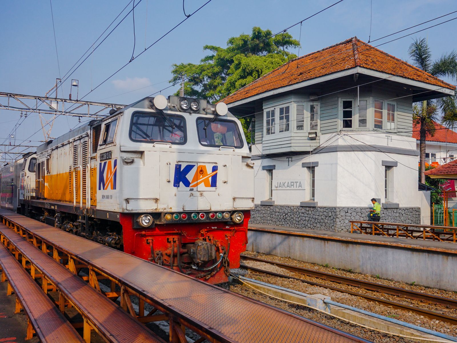 30.000+ Foto Kereta Api Indonesia Terbaik · Unduh Gratis 100% · Foto ...