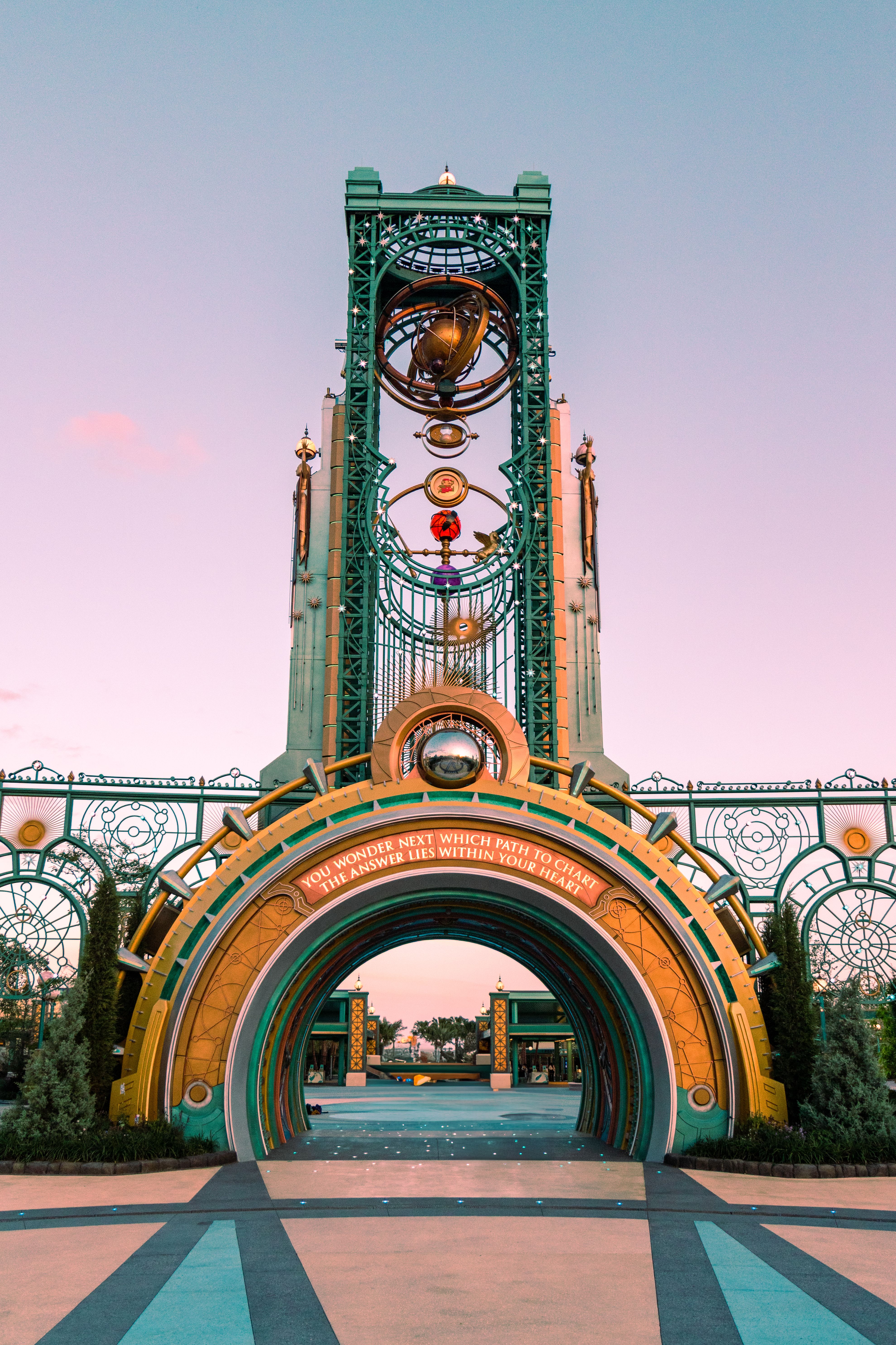 Majestic Entrance at Universal Orlando Resort · Free Stock Photo