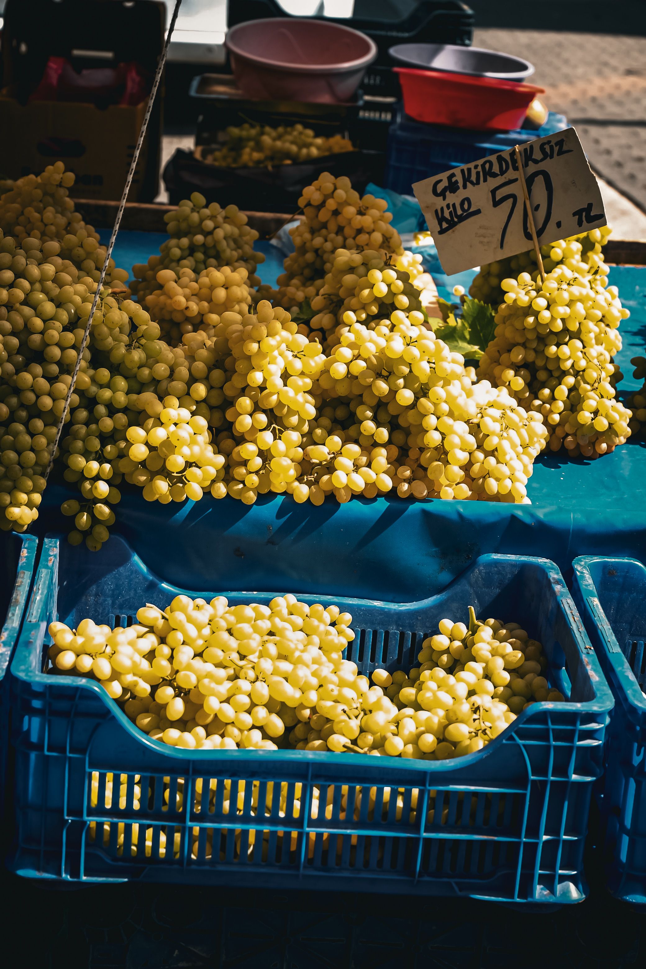 Fresh Yellow Grapes at Outdoor Market Display · Free Stock Photo