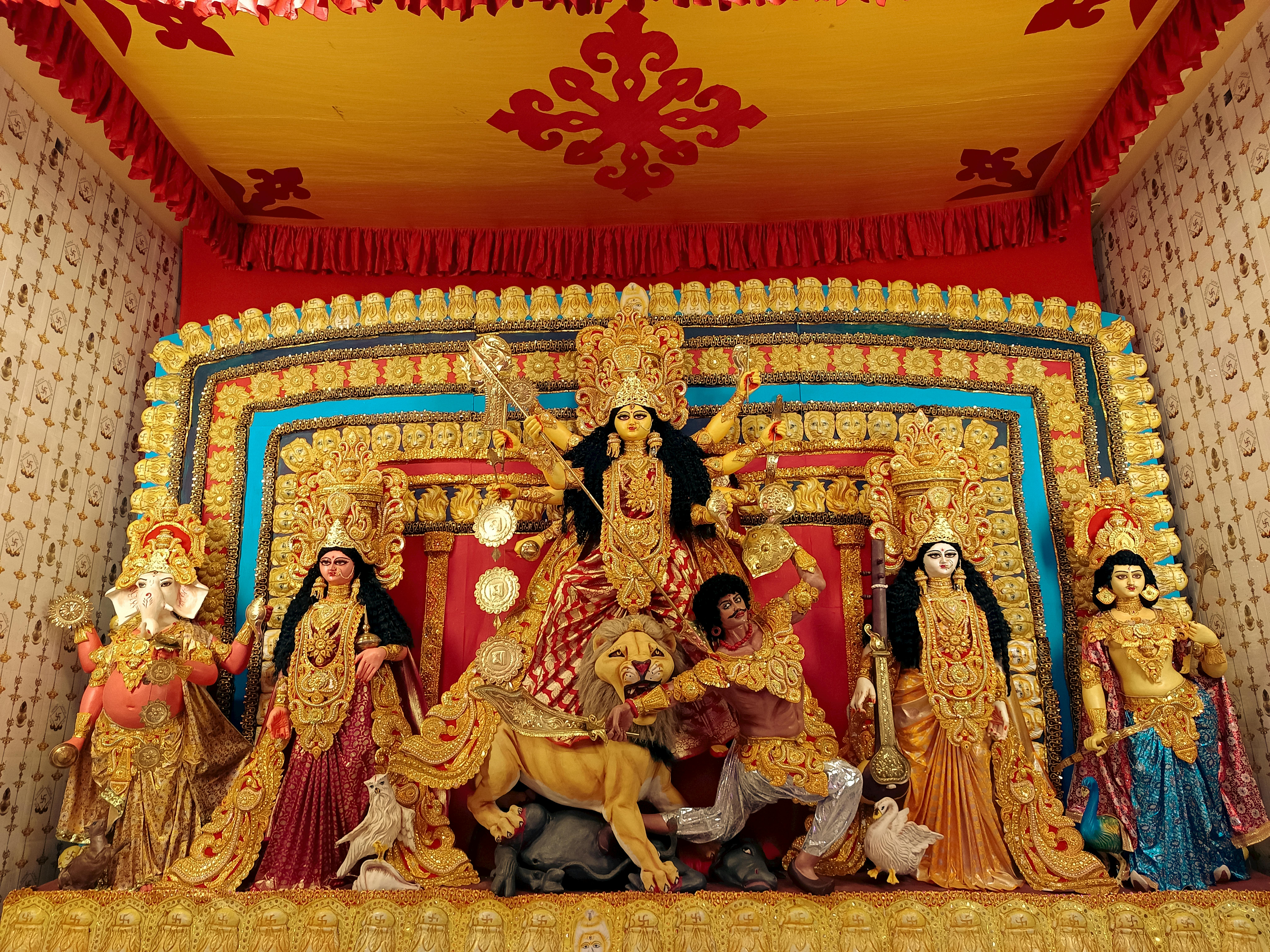 Décoration Vibrante De Durga Puja à Kolkata · Photo gratuite