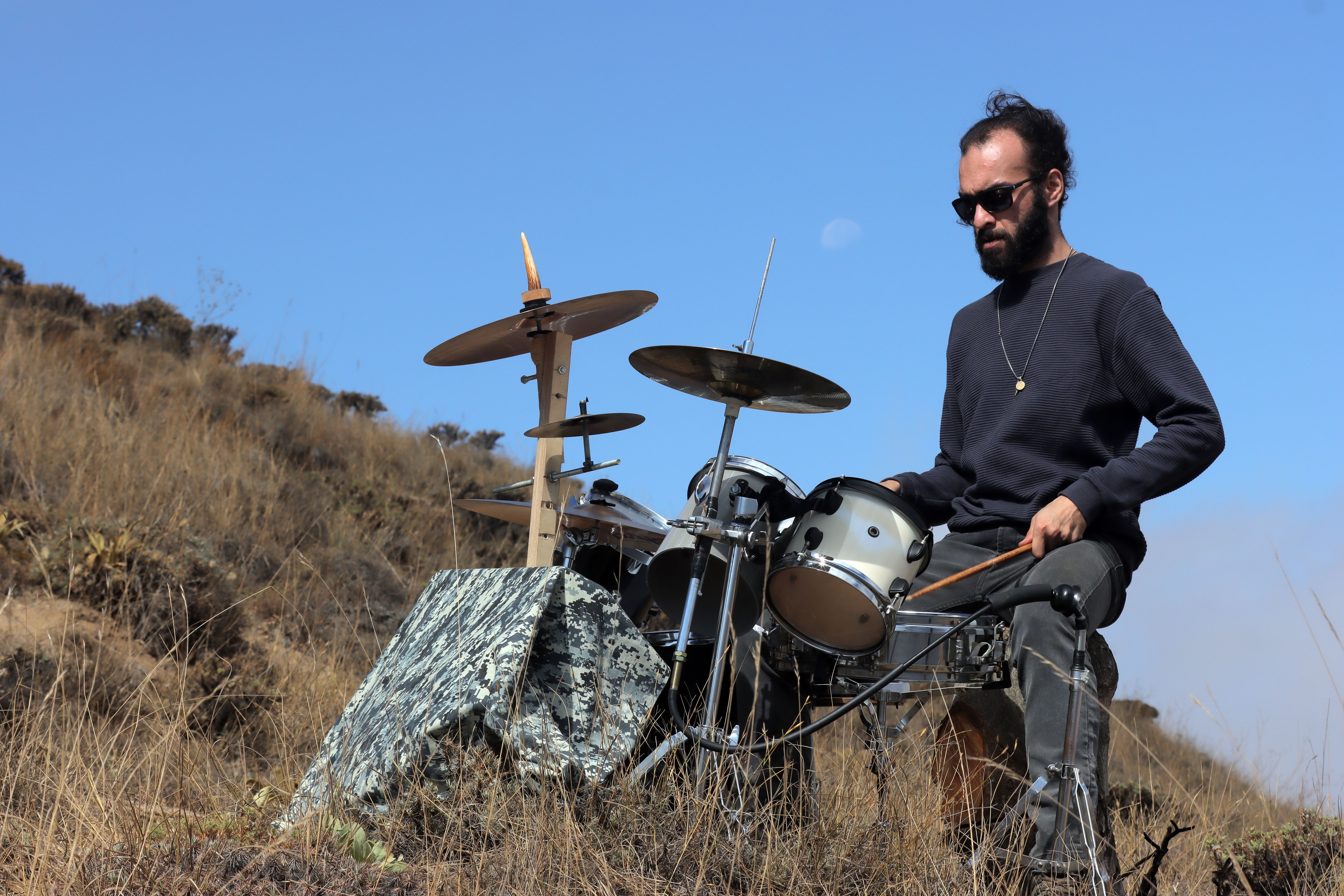 Iranian Drummer Performing in Nature · Free Stock Photo