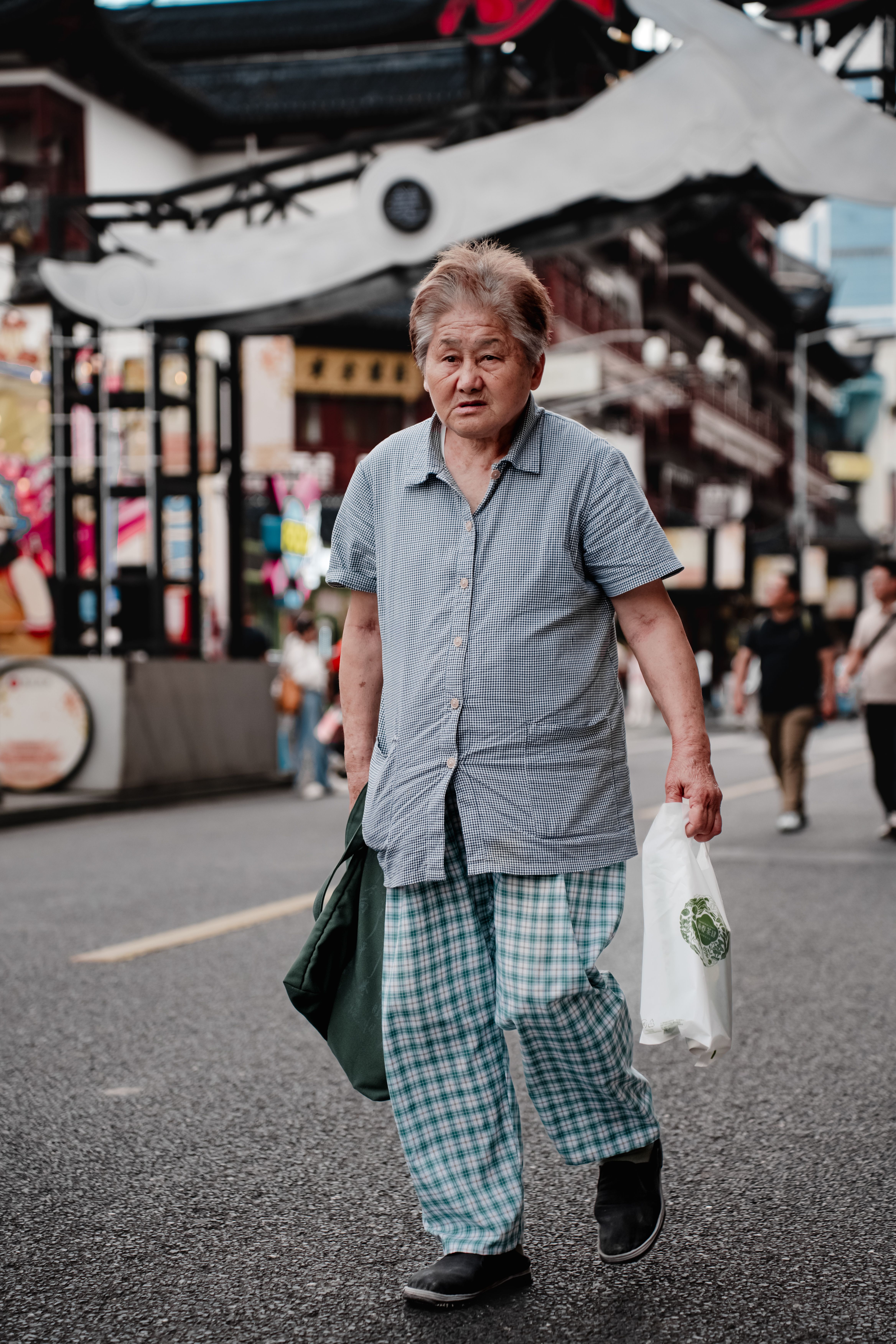 Japan People Photos, Download The BEST Free Japan People Stock Photos ...