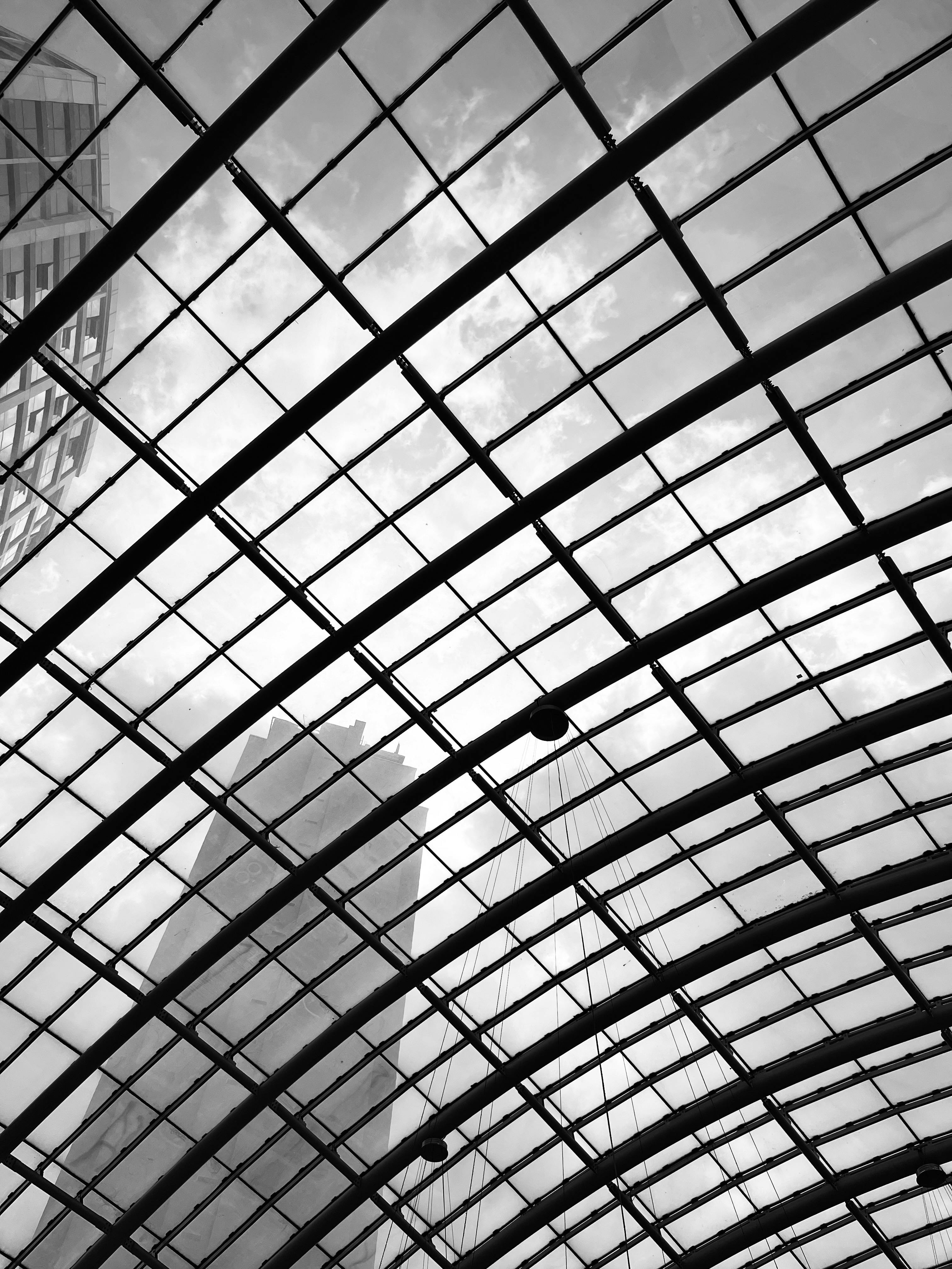 Modern Architectural Glass Roof Structure · Free Stock Photo