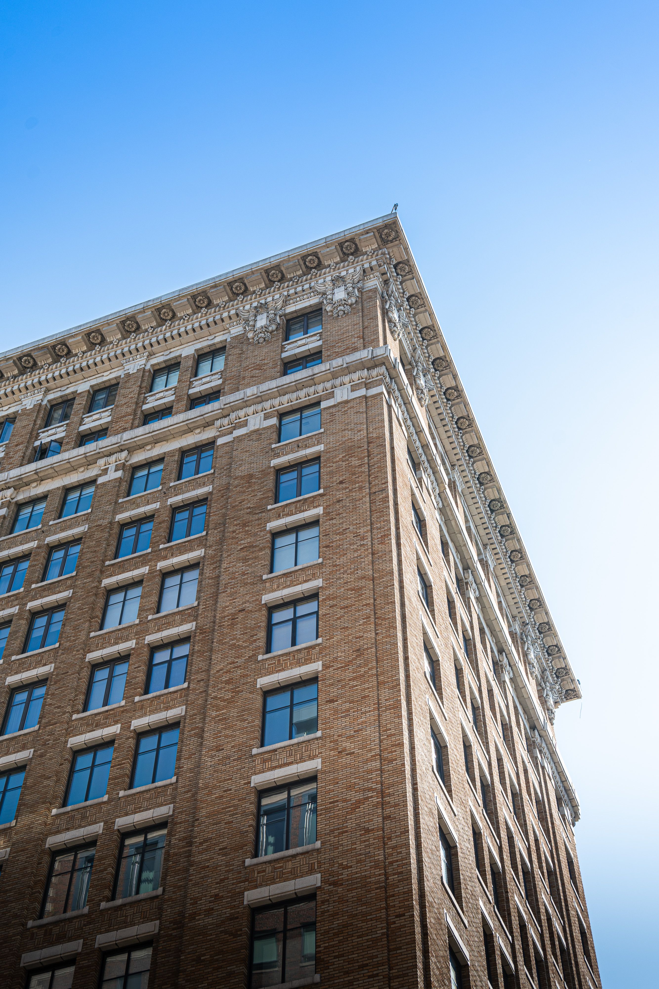 Kendall Building Facade in Grand Rapids, MI · Free Stock Photo