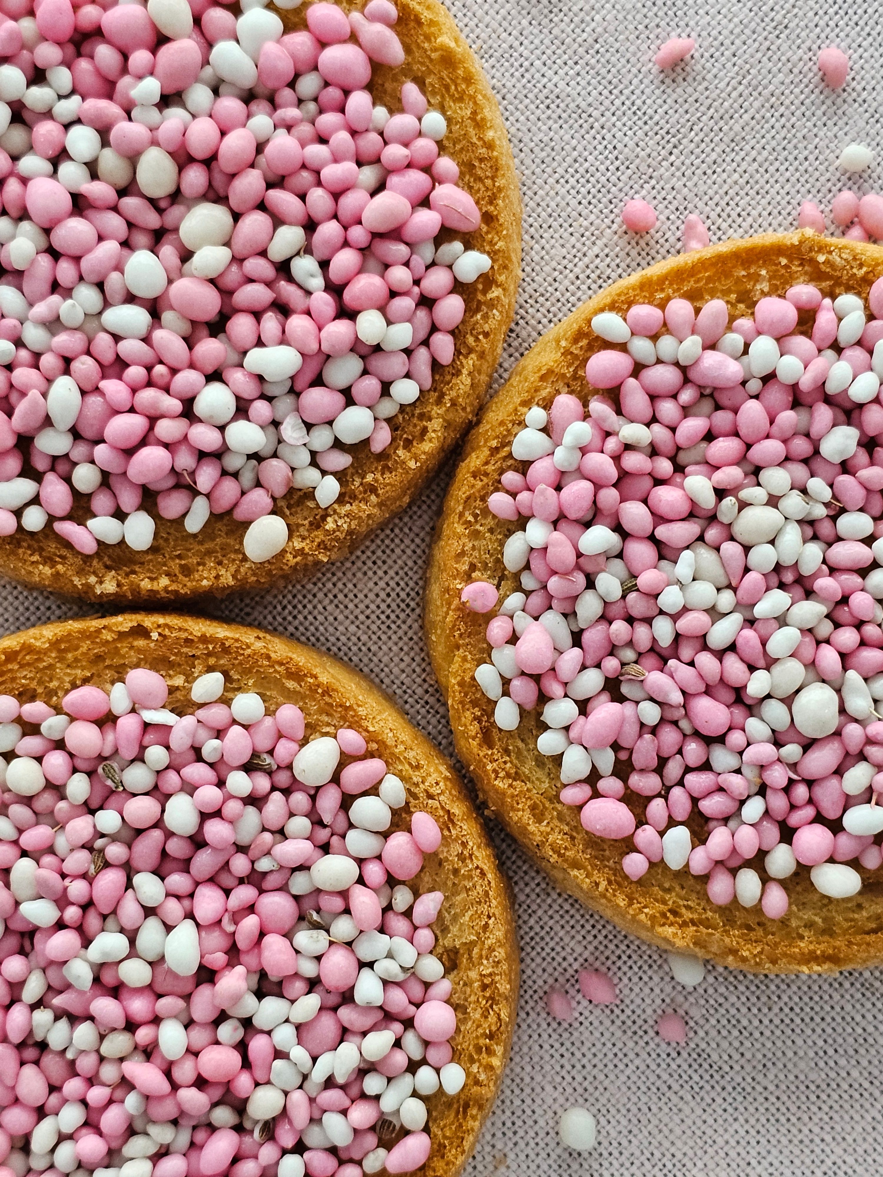 Close-up of Dutch Aniseed Bread Toppings · Free Stock Photo