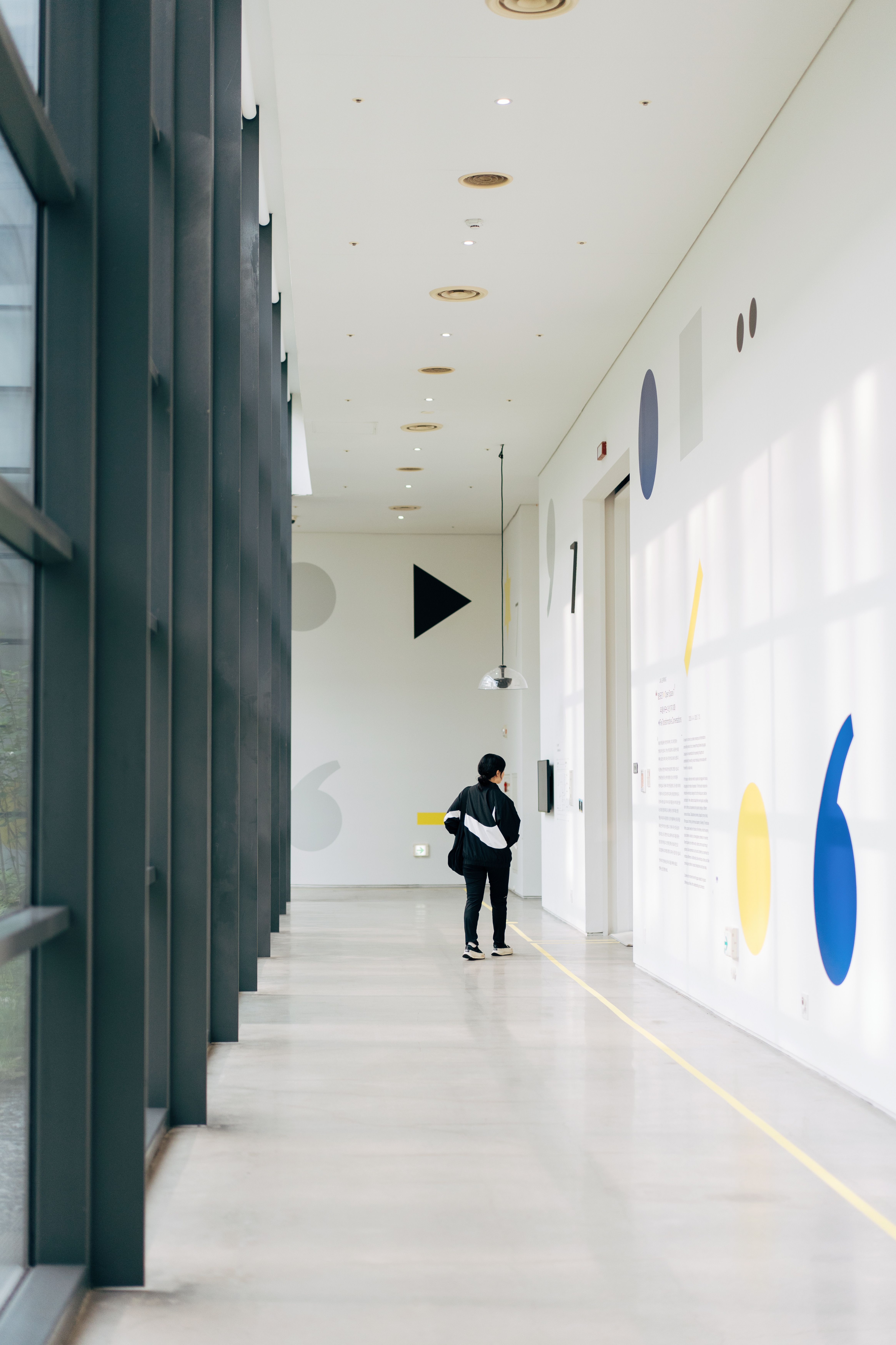 Walking In Hallways Photos, Download The BEST Free Walking In Hallways ...