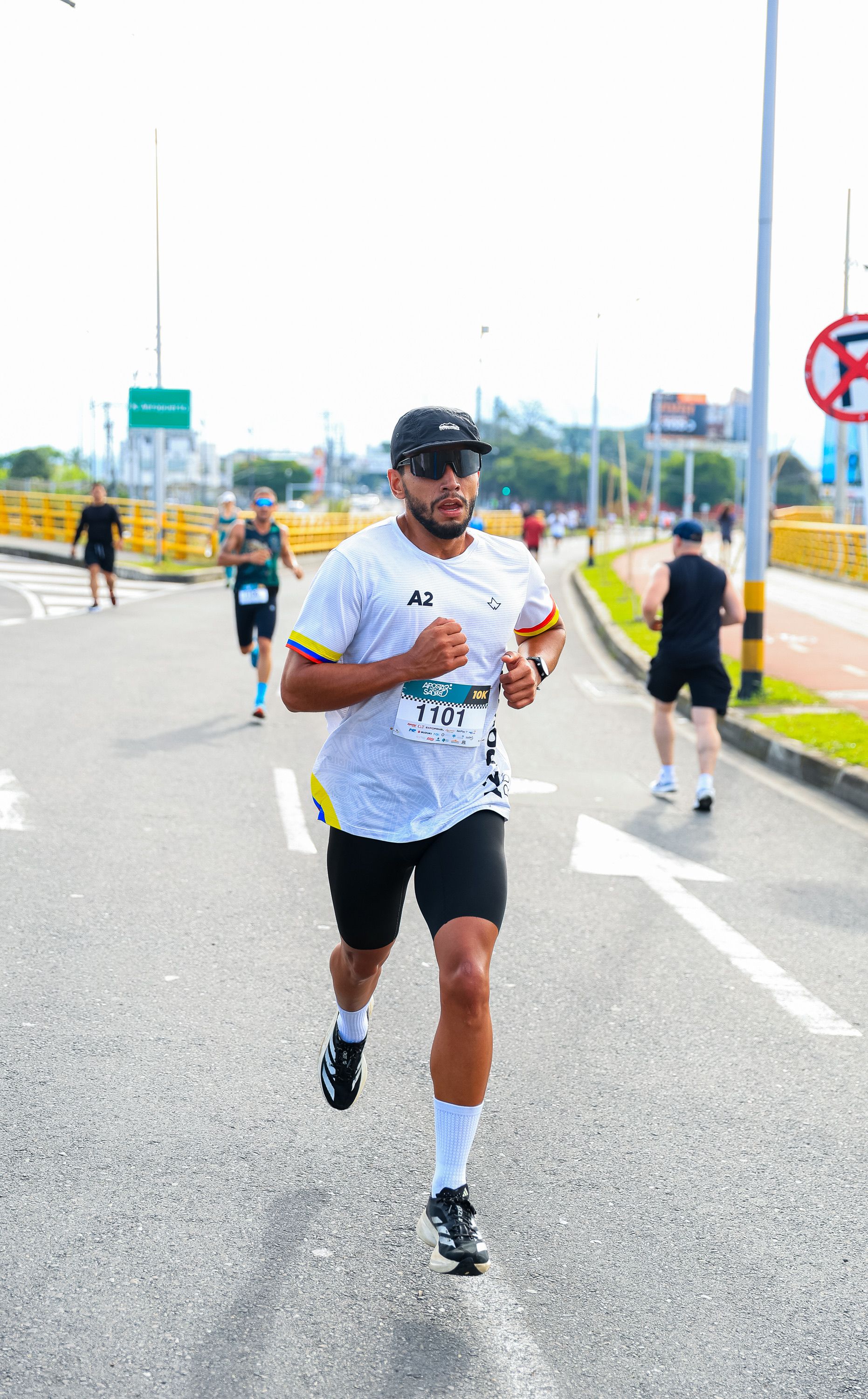 Man Running Photos, Download The BEST Free Man Running Stock Photos ...