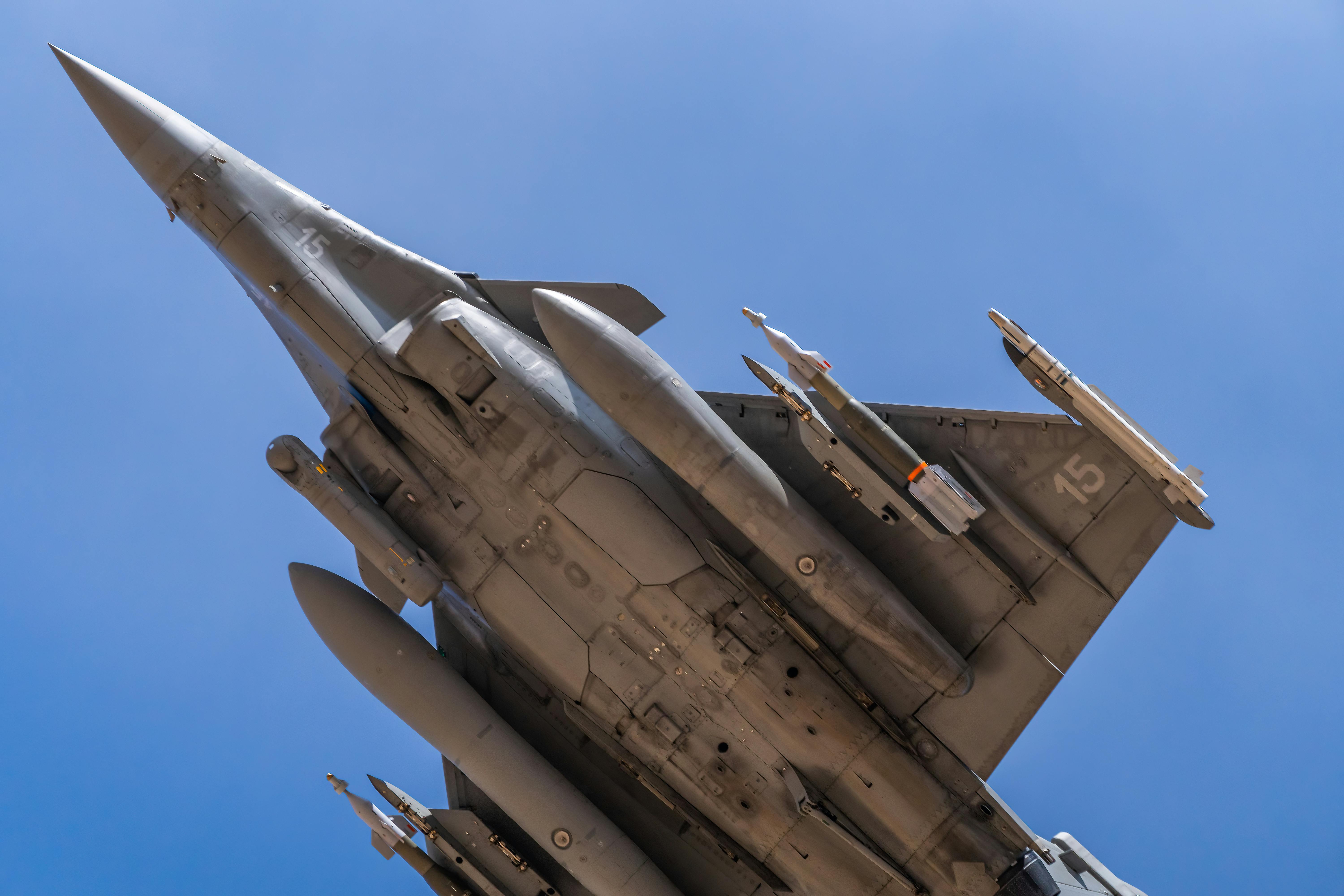 Grey Jet Plane · Free Stock Photo