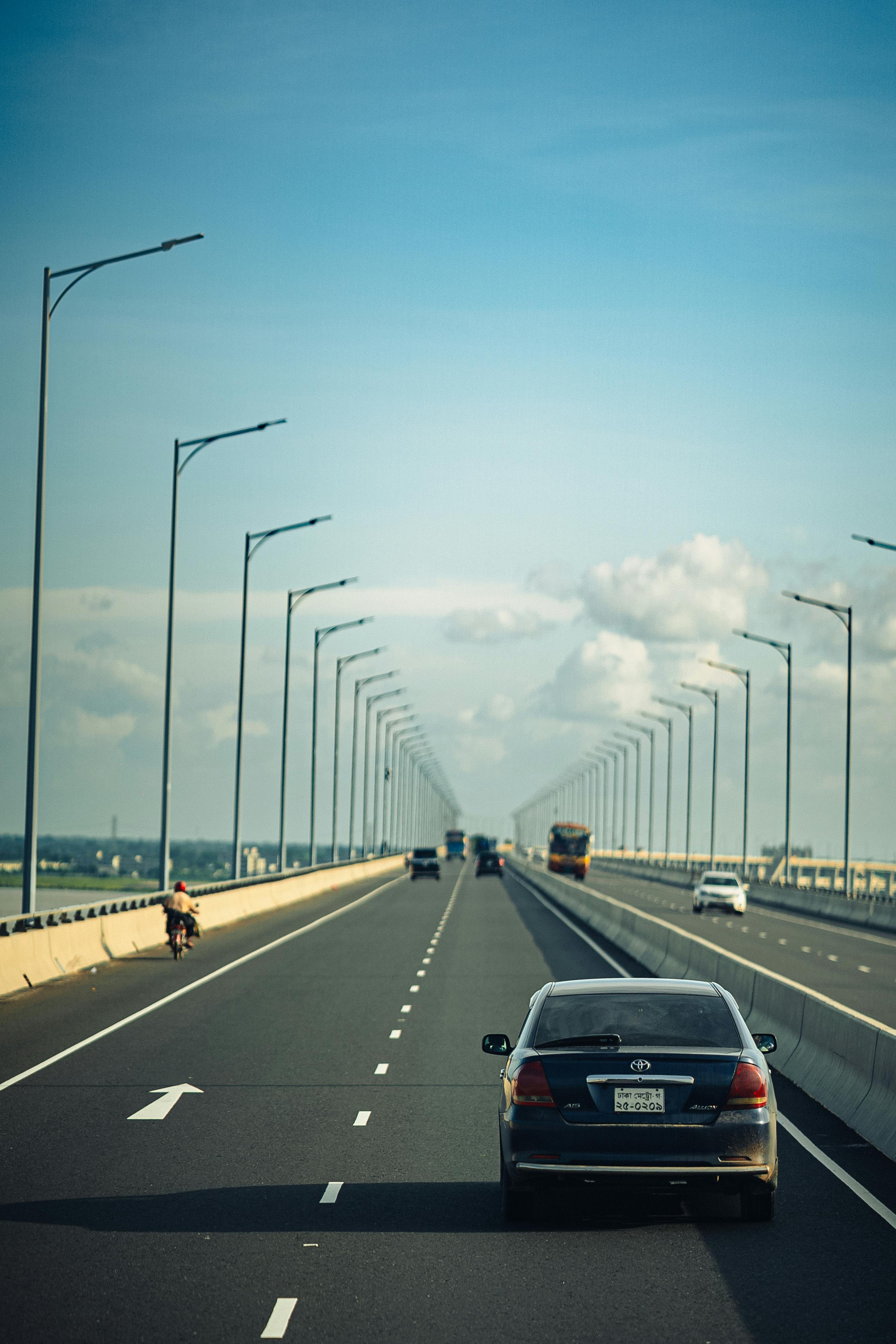 Padma Bridge Highway in Bangladesh on Sunny Day · Free Stock Photo
