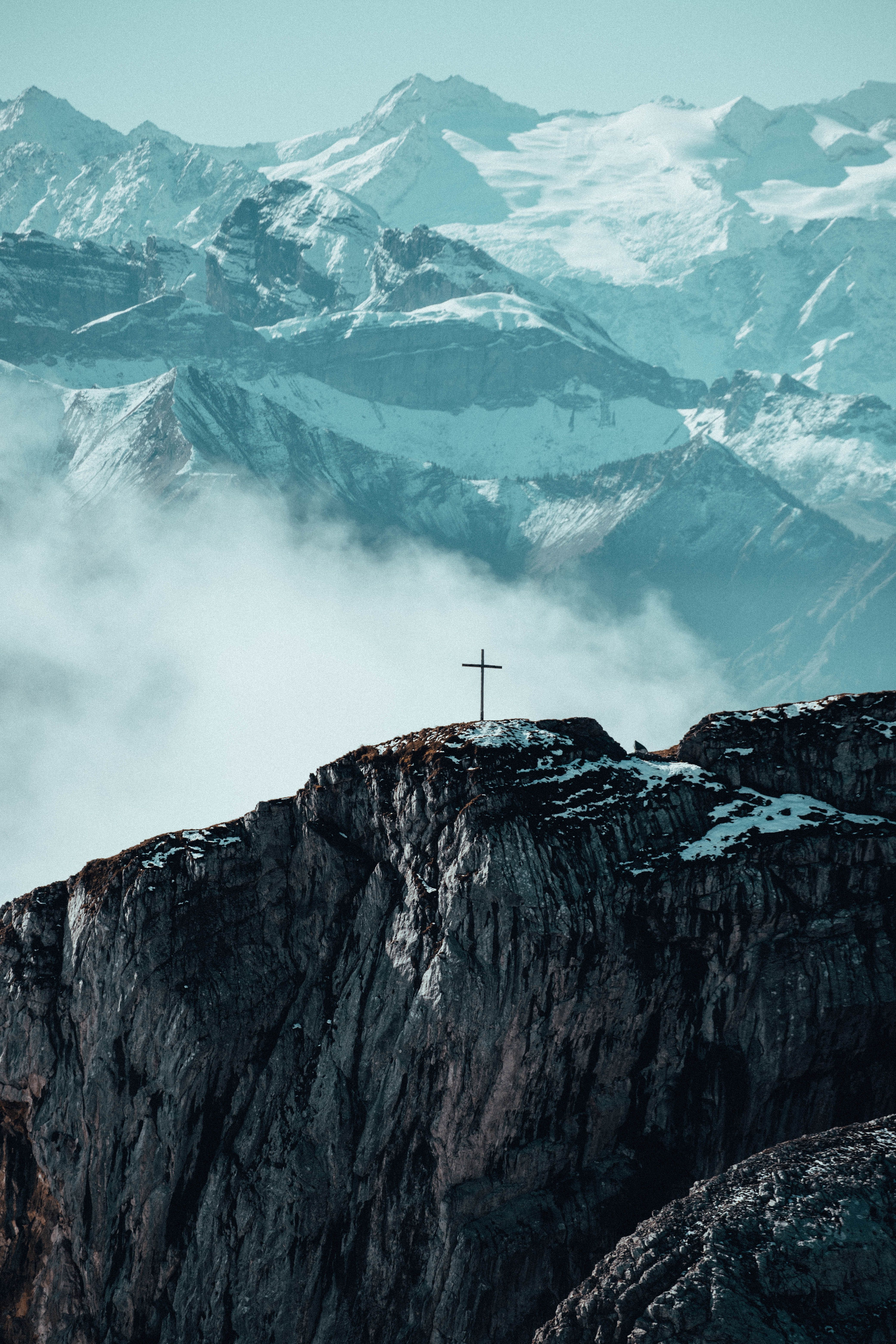 Scenic Alpine Mountain View with Cross · Free Stock Photo