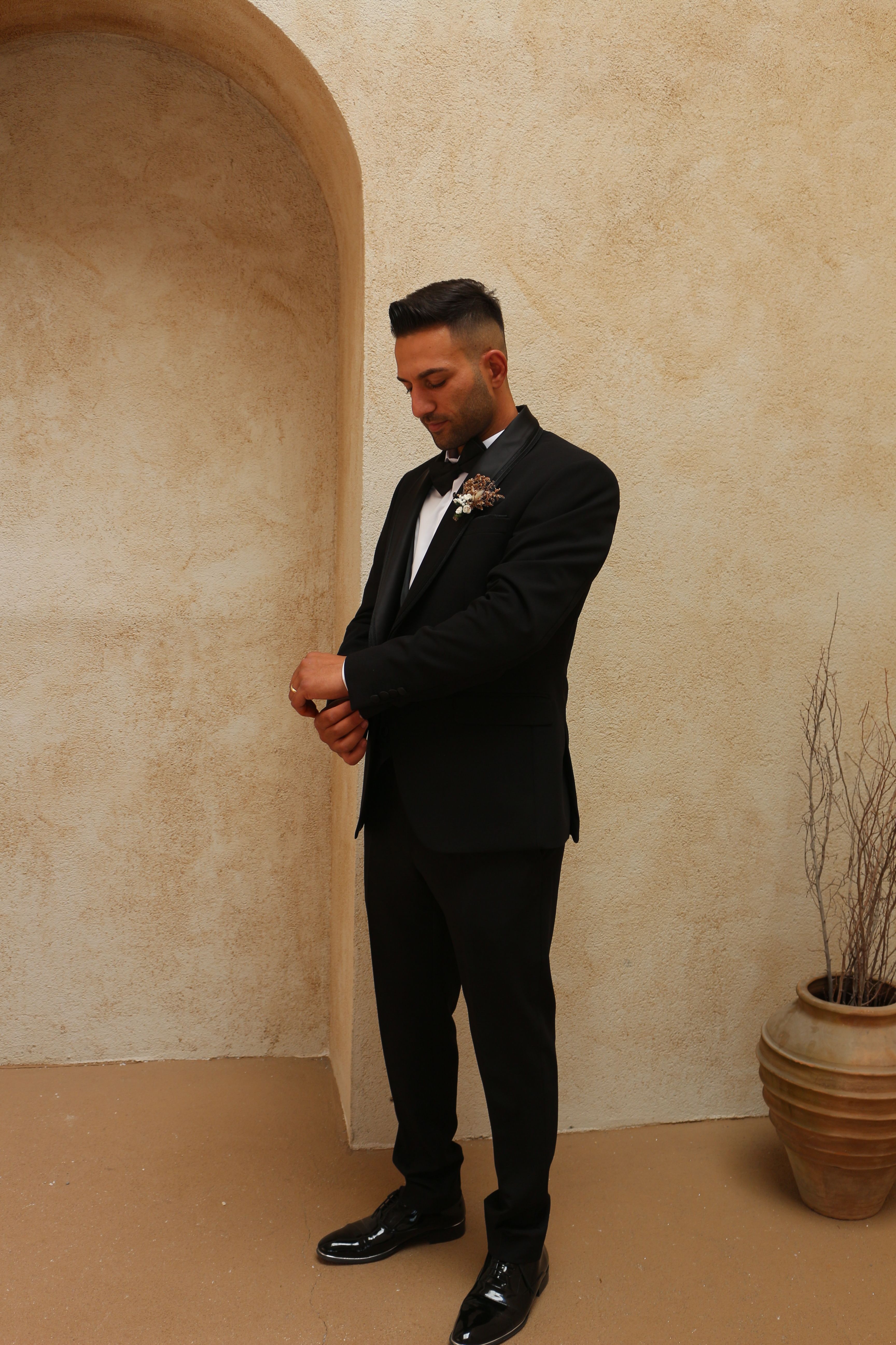 Suit On Manikin Photos, Download The BEST Free Suit On Manikin Stock ...