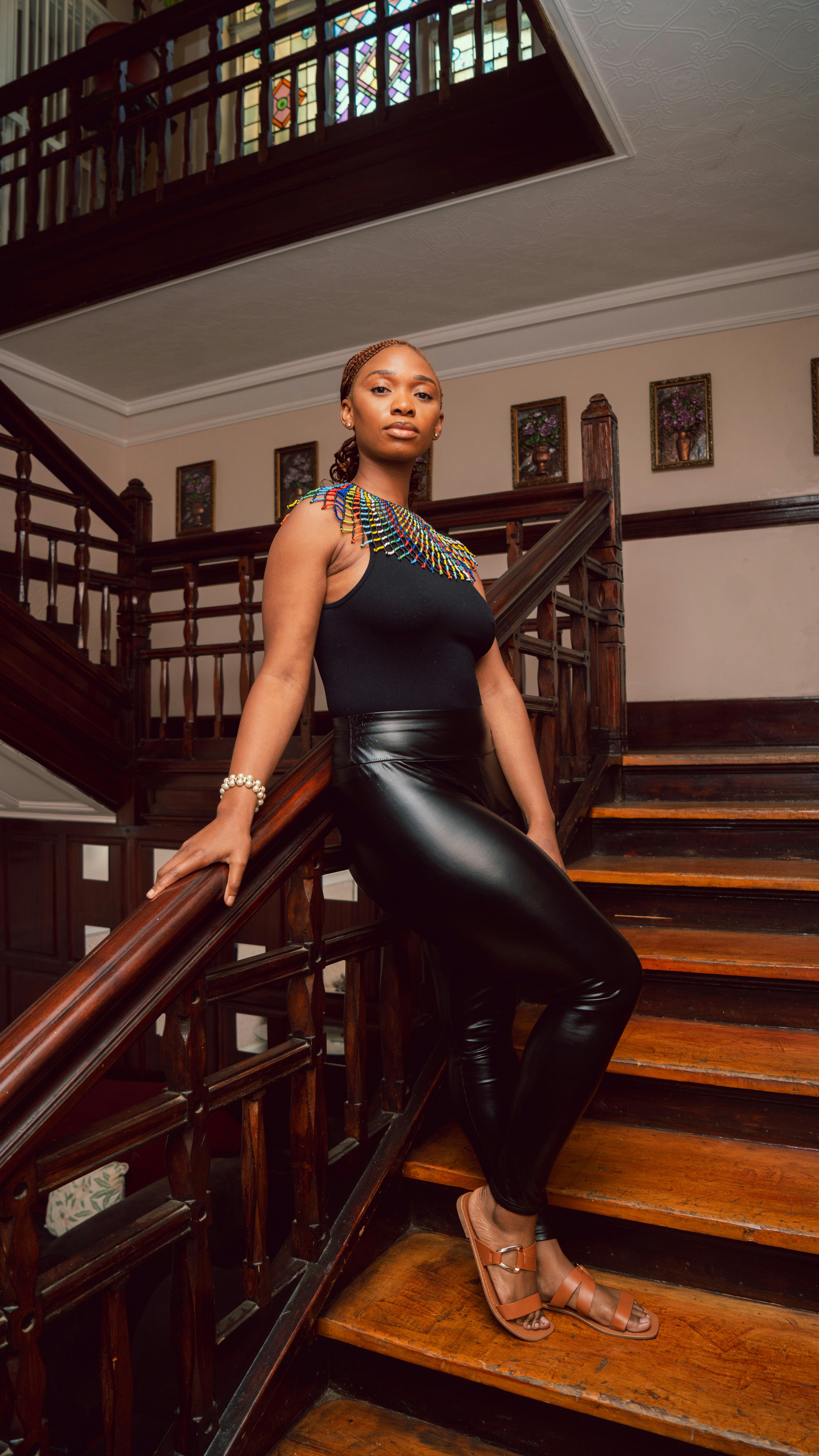 Confidence Pose Photos, Download The BEST Free Confidence Pose Stock ...