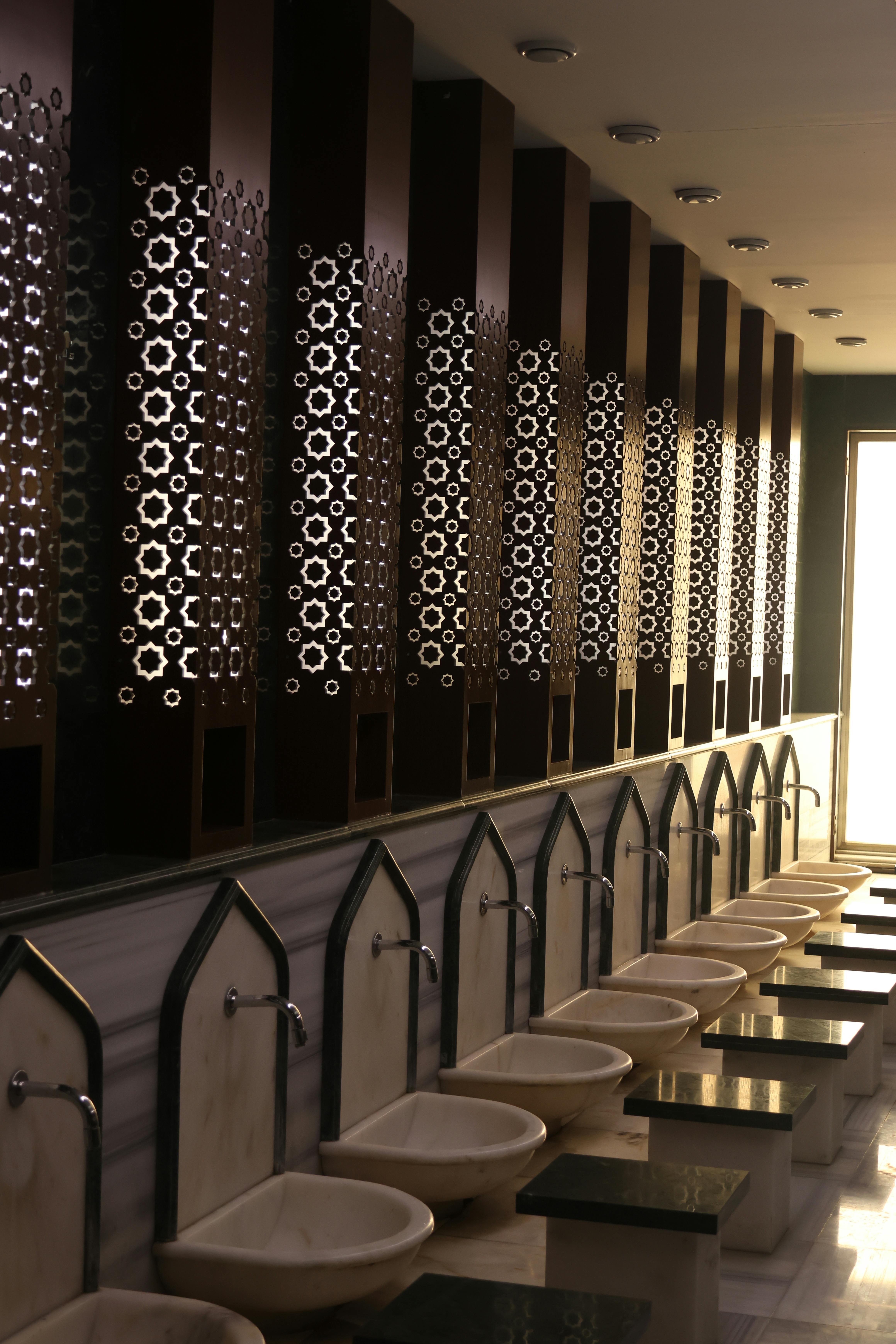 Modern Islamic Ablution Area with Intricate Design · Free Stock Photo
