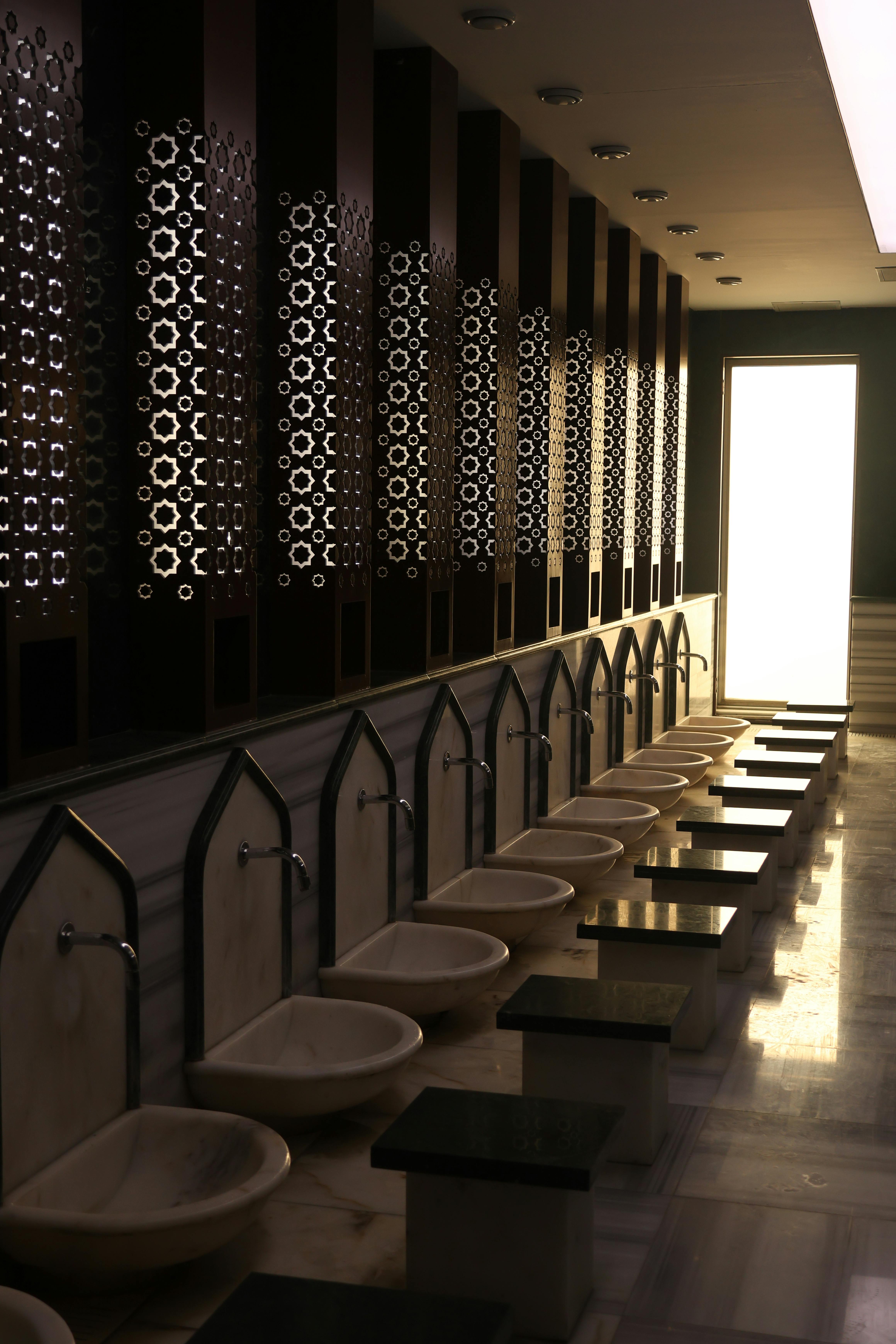 Minimalist Mosque Ablution Area Interior Design · Free Stock Photo