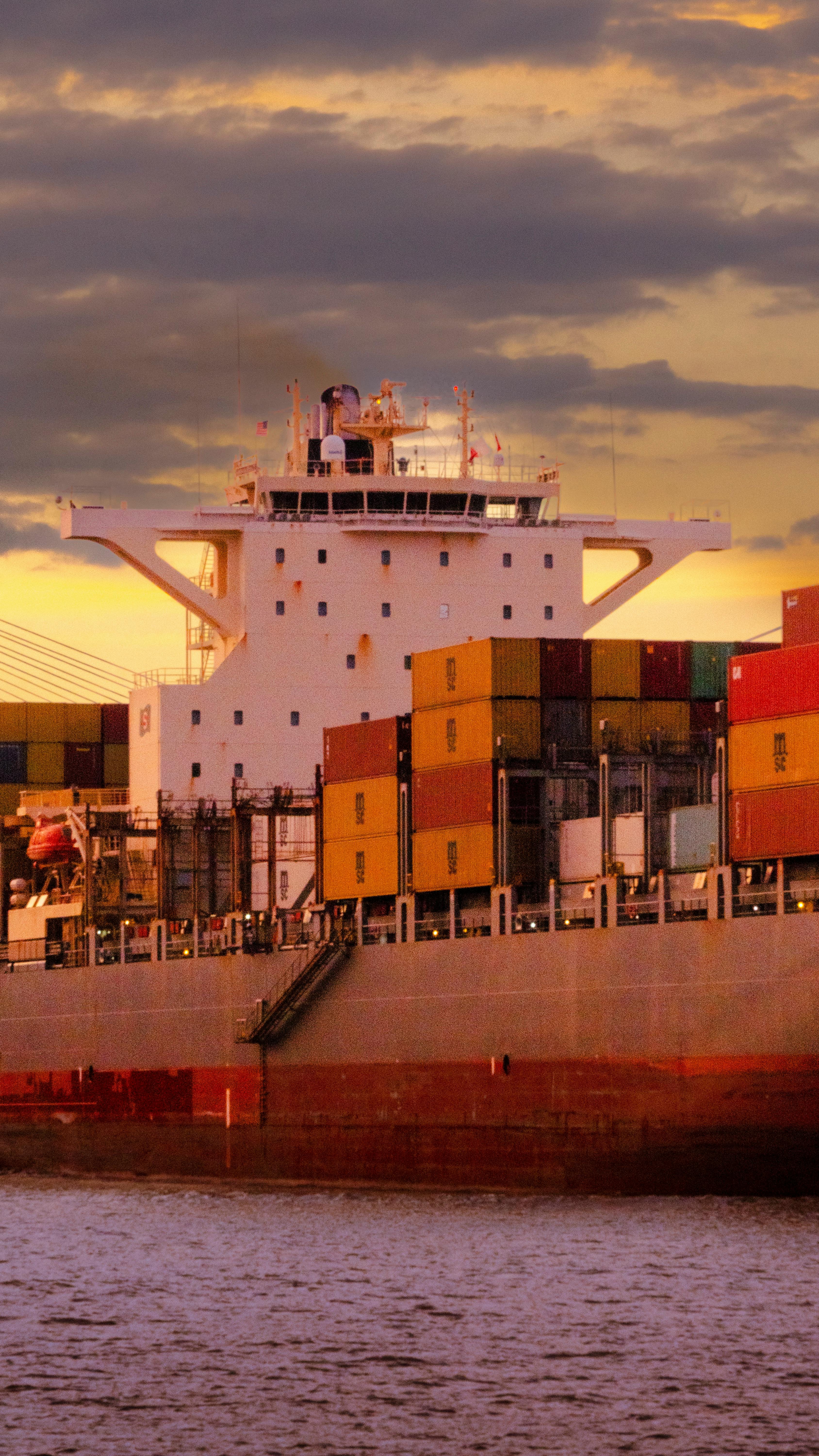 Shipping Containers Photos, Download The BEST Free Shipping Containers ...