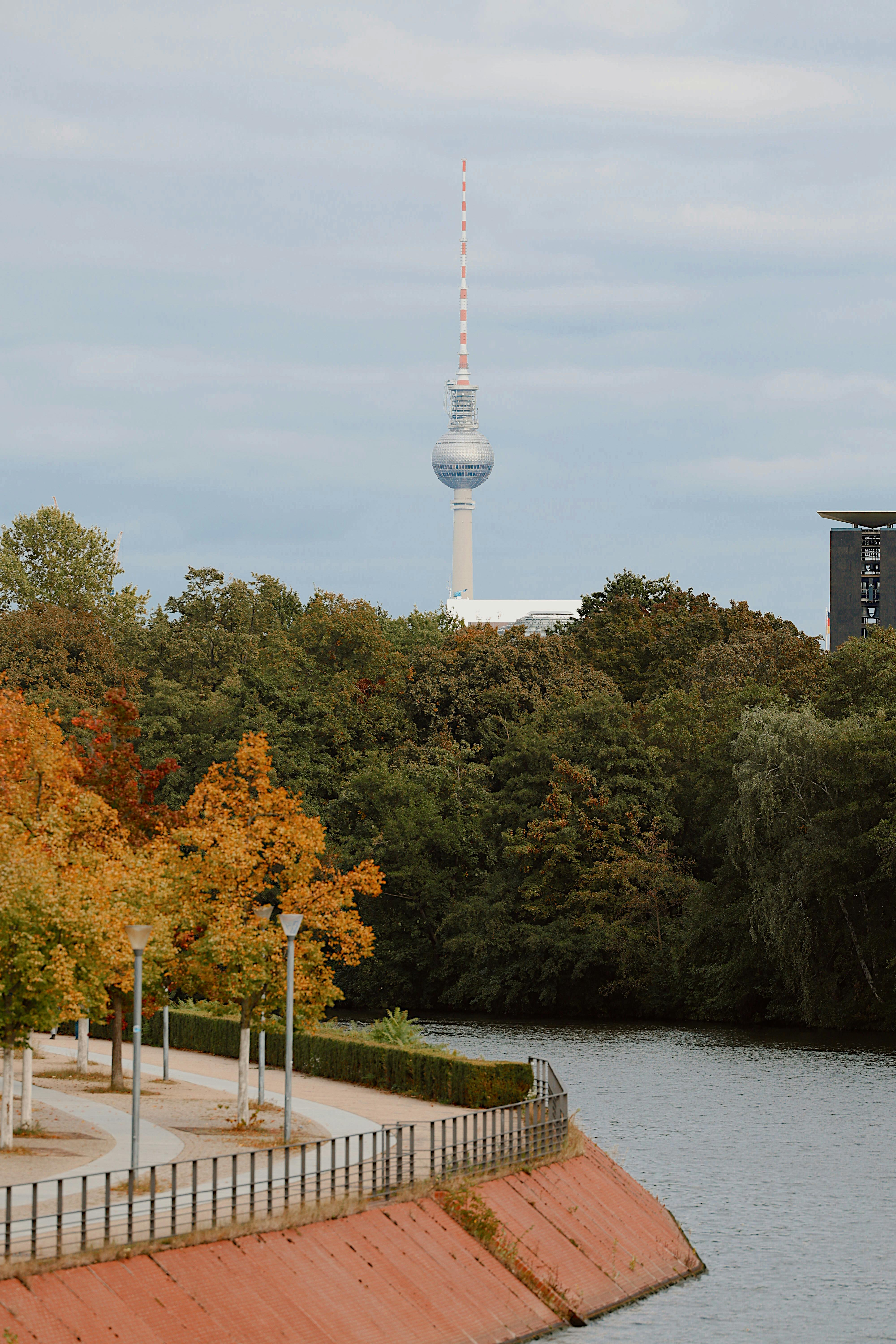 Artificial+Spiral+Hill+In+Sydney+Olympic+Park,+Australia Photos ...