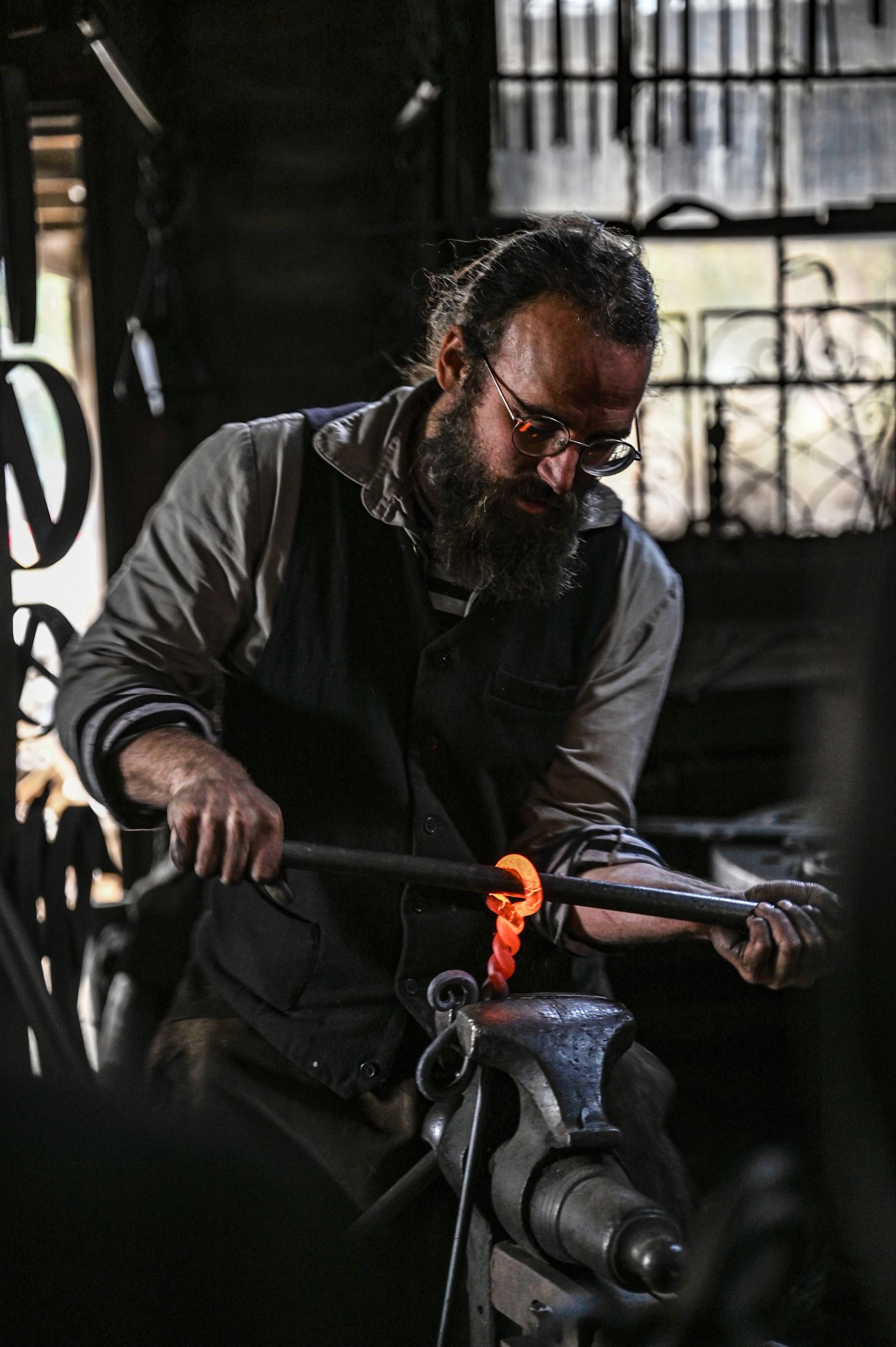Blacksmith Photos, Download The BEST Free Blacksmith Stock Photos & HD ...