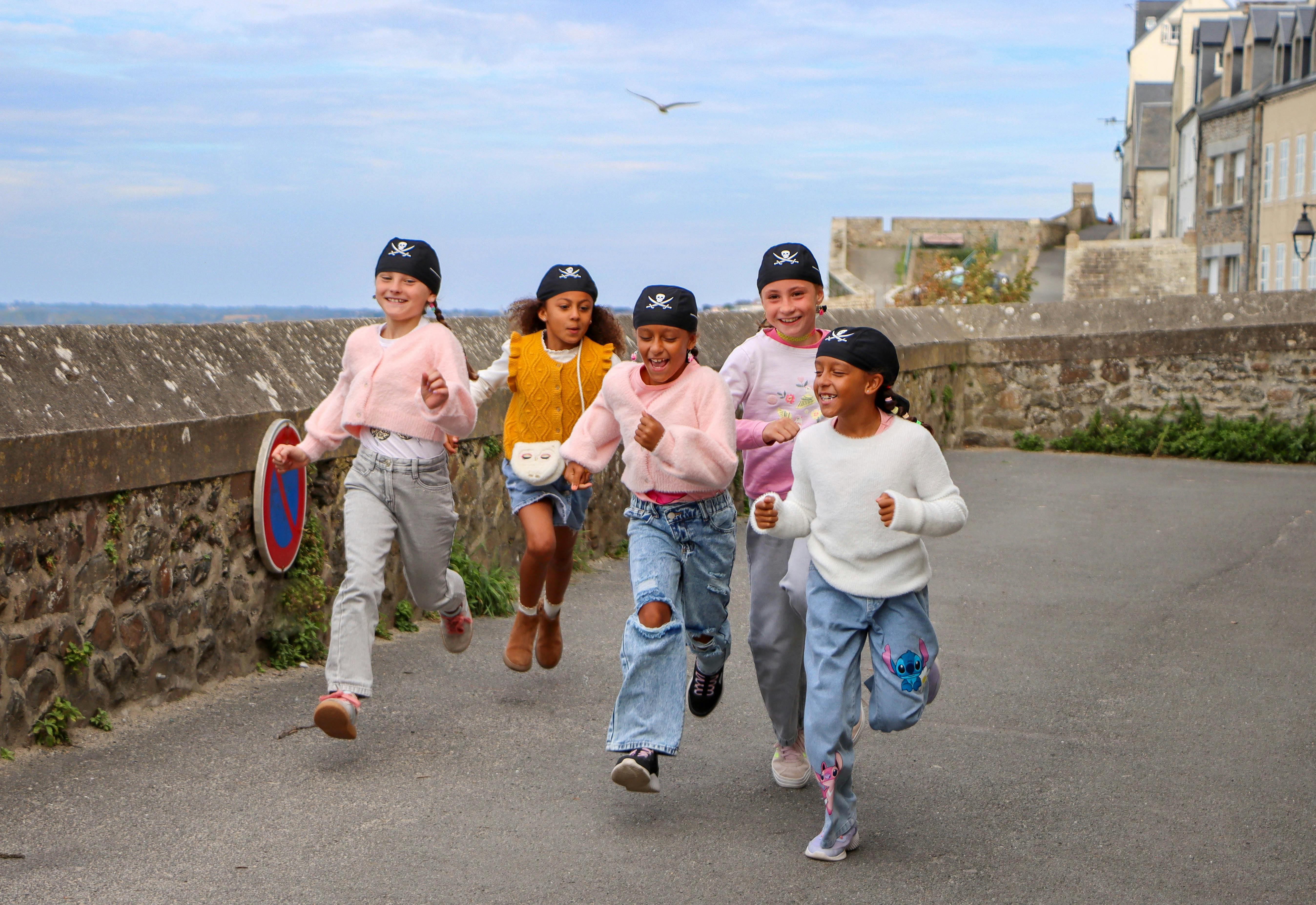 Mason 67 Kid Photos, Download The BEST Free Mason 67 Kid Stock Photos ...