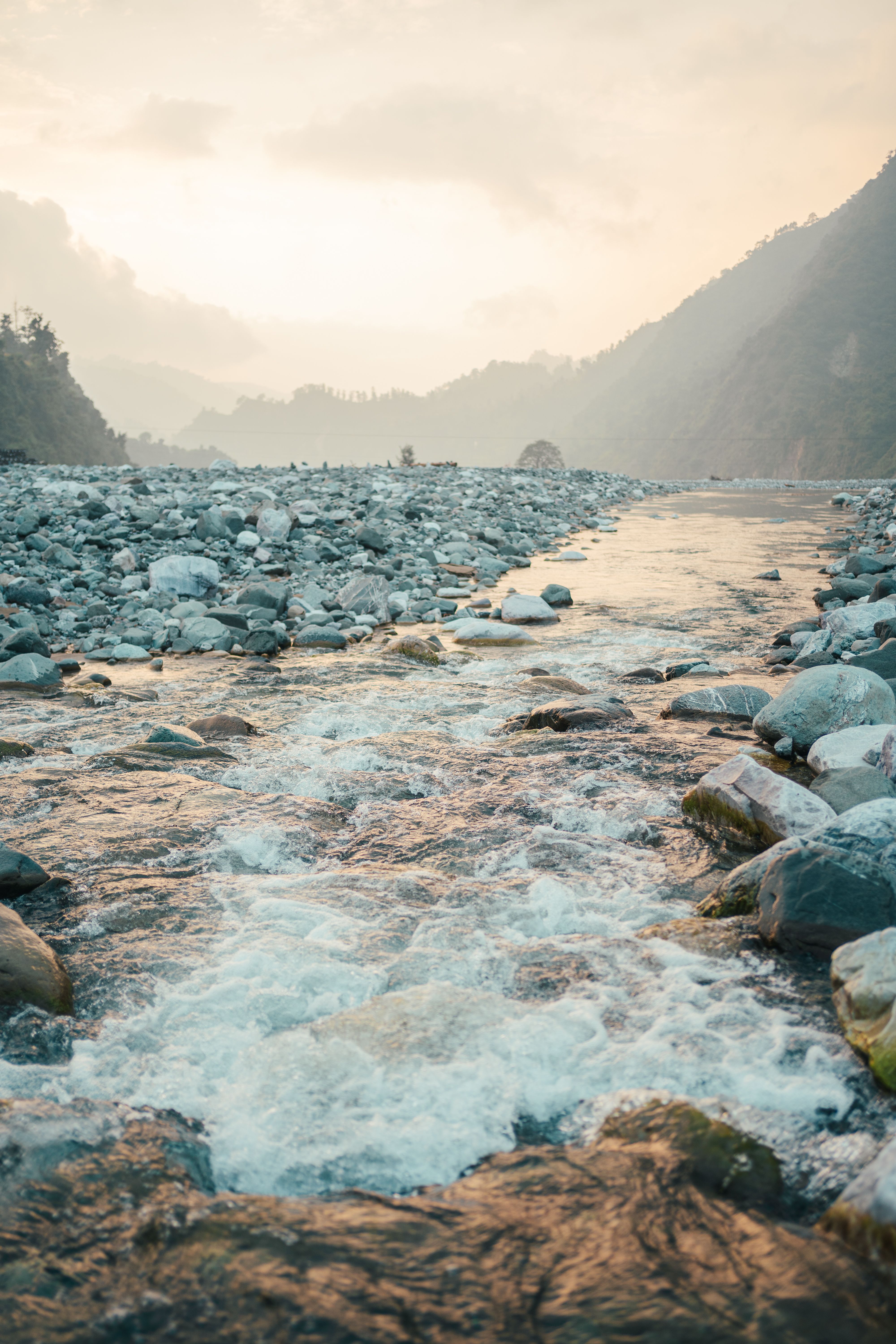 7.000+ Berge Fluss Bilder und Fotos · Kostenlos Downloaden · Pexels ...