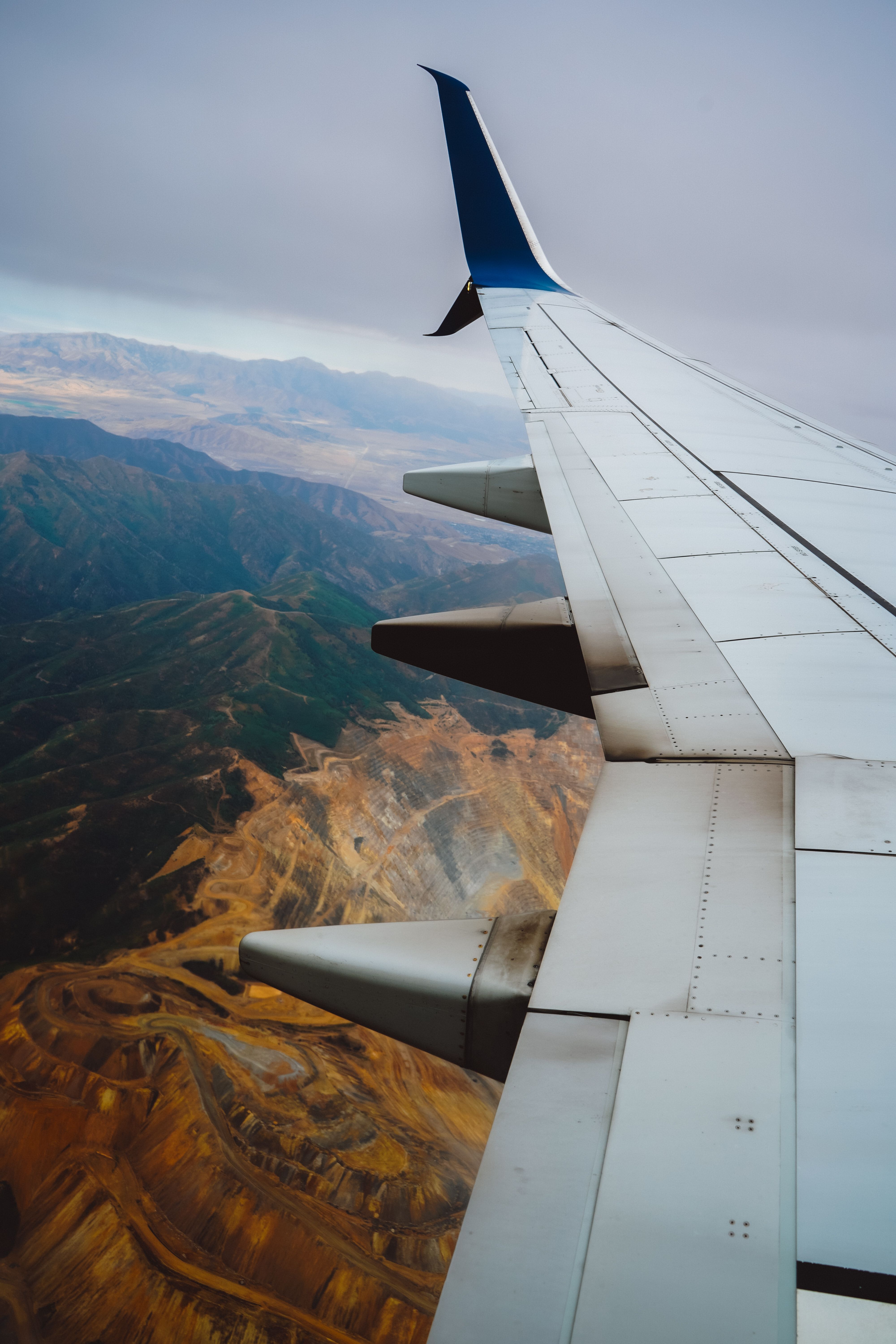 Gray Airplane · Free Stock Photo