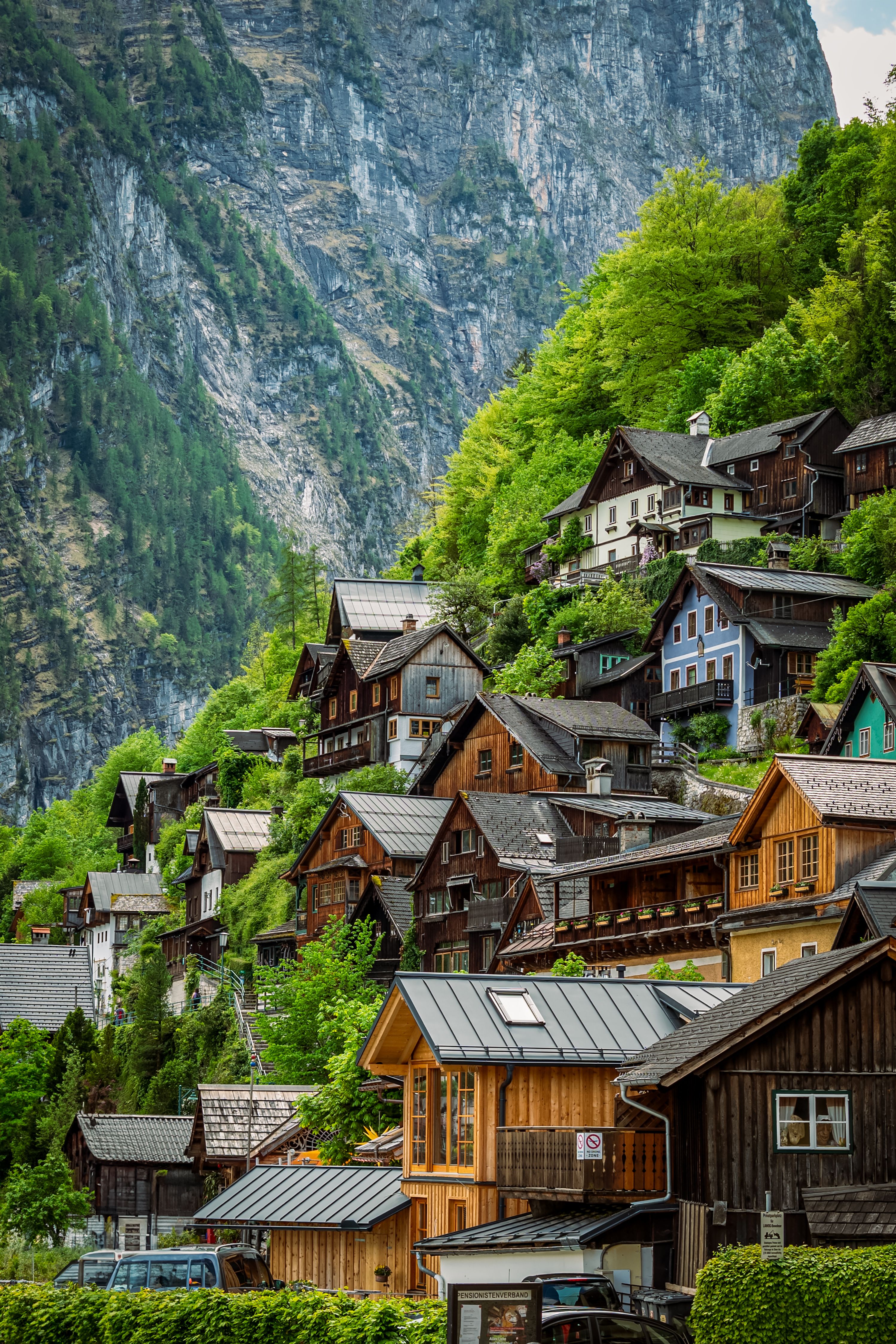 Picturesque Village Houses in Hallstatt, Austria · Free Stock Photo