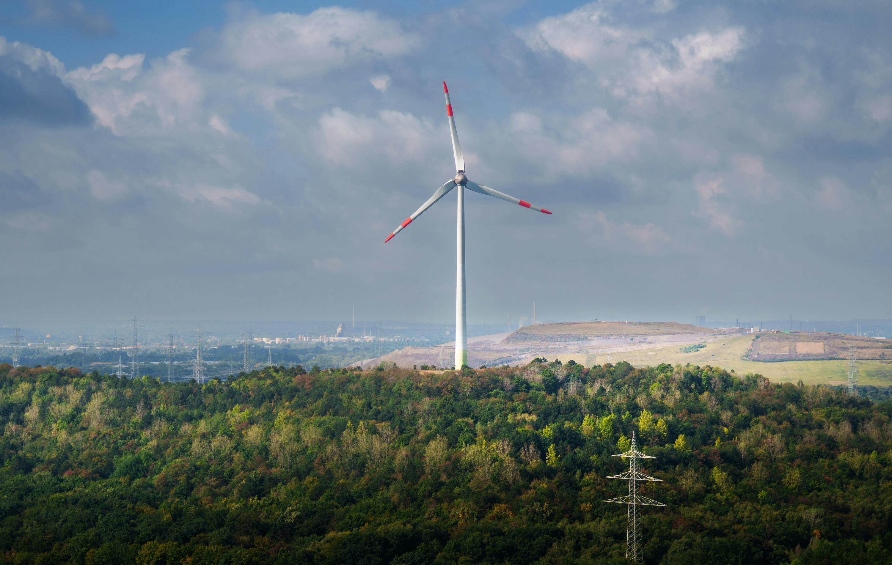 Artificial+Spiral+Hill+In+Sydney+Olympic+Park,+Australia Photos ...