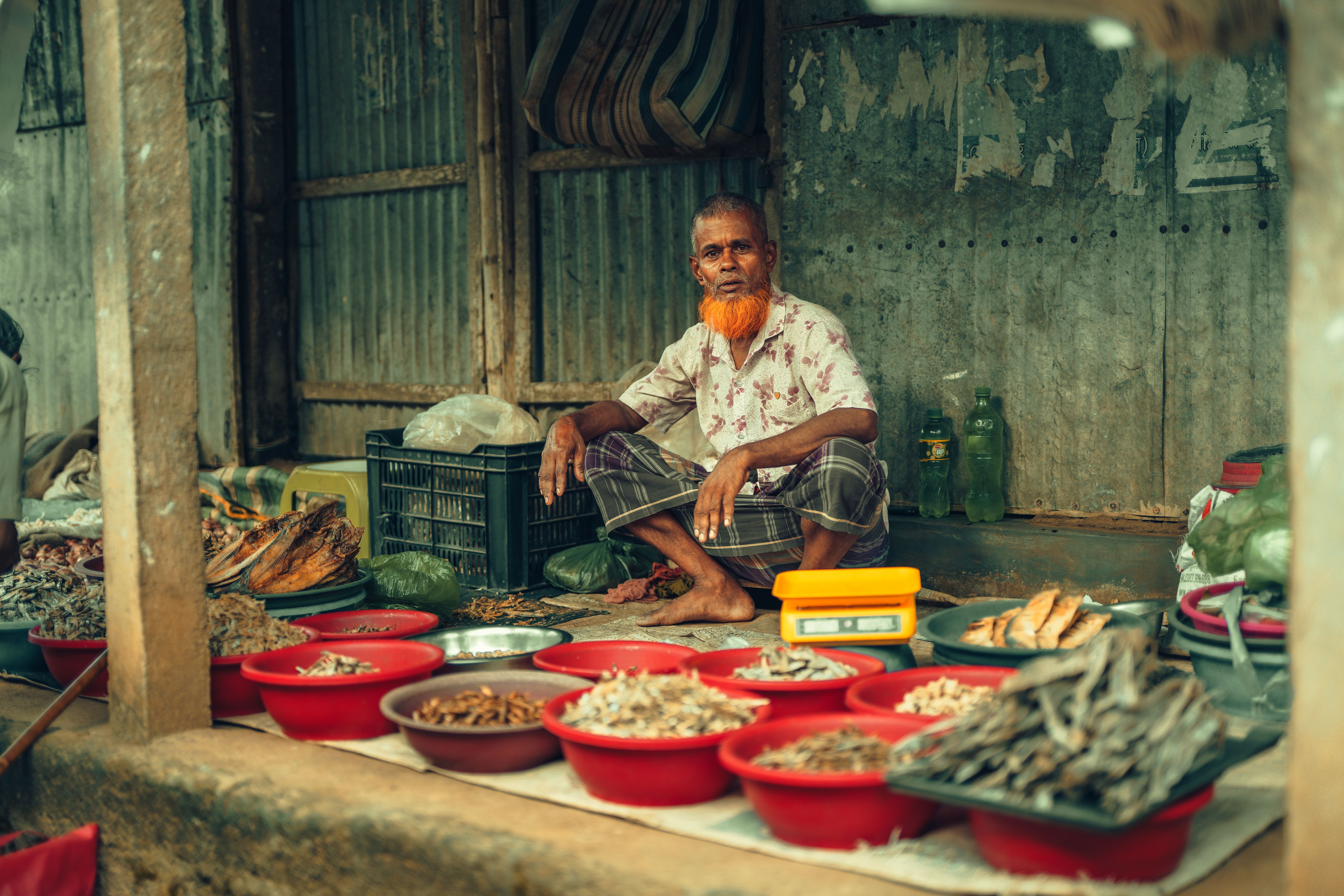Elderly Man at Bangladesh Street Market · Free Stock Photo