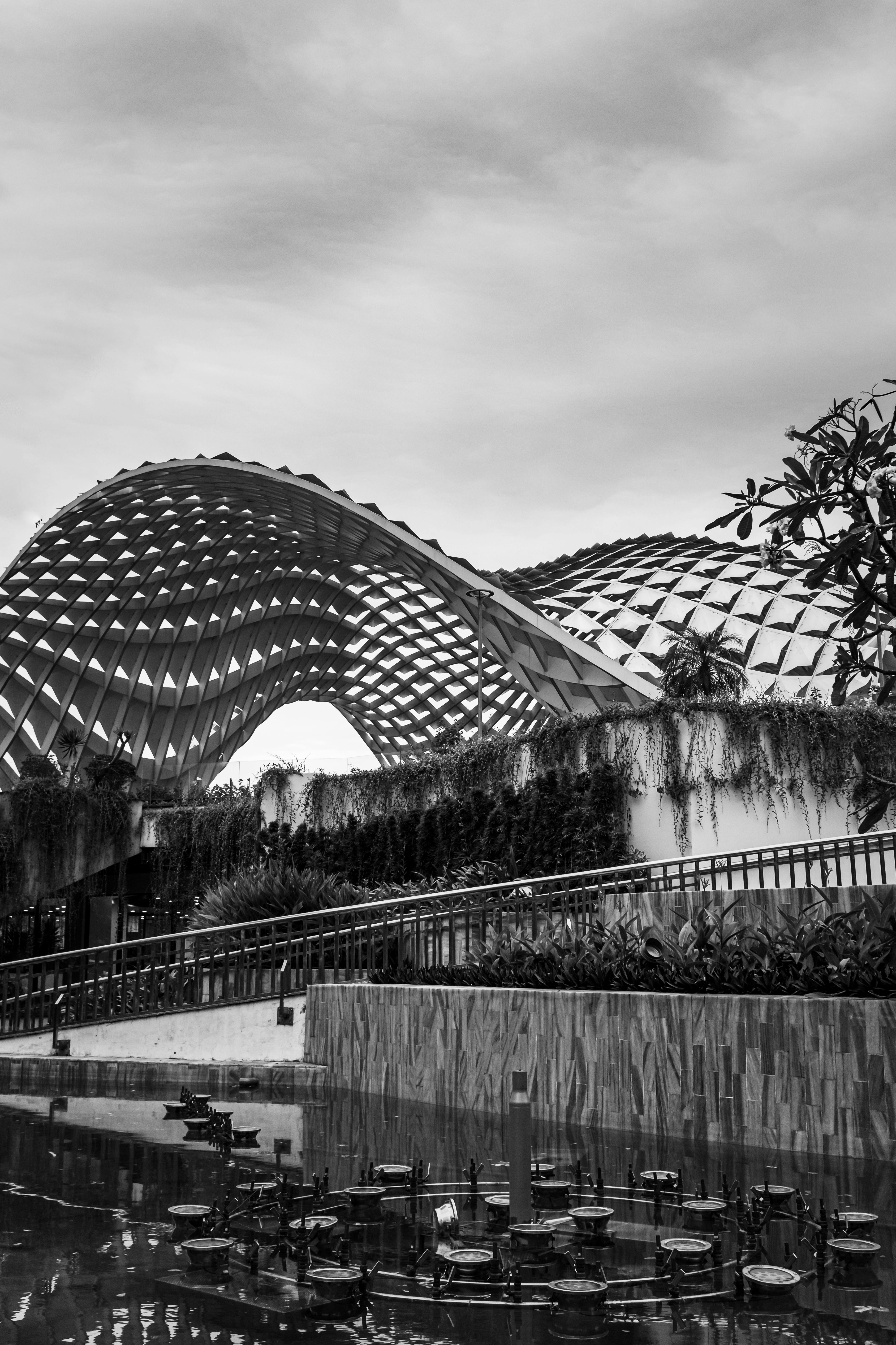 Modern Architectural Pavilion with Geometric Design · Free Stock Photo