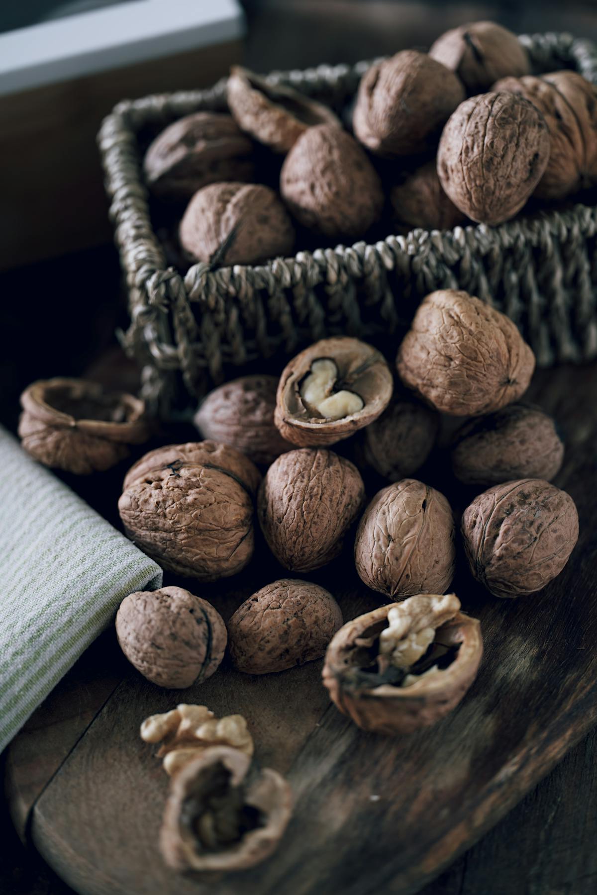 Walnuts Photos, Download The BEST Free Walnuts Stock Photos & HD Images