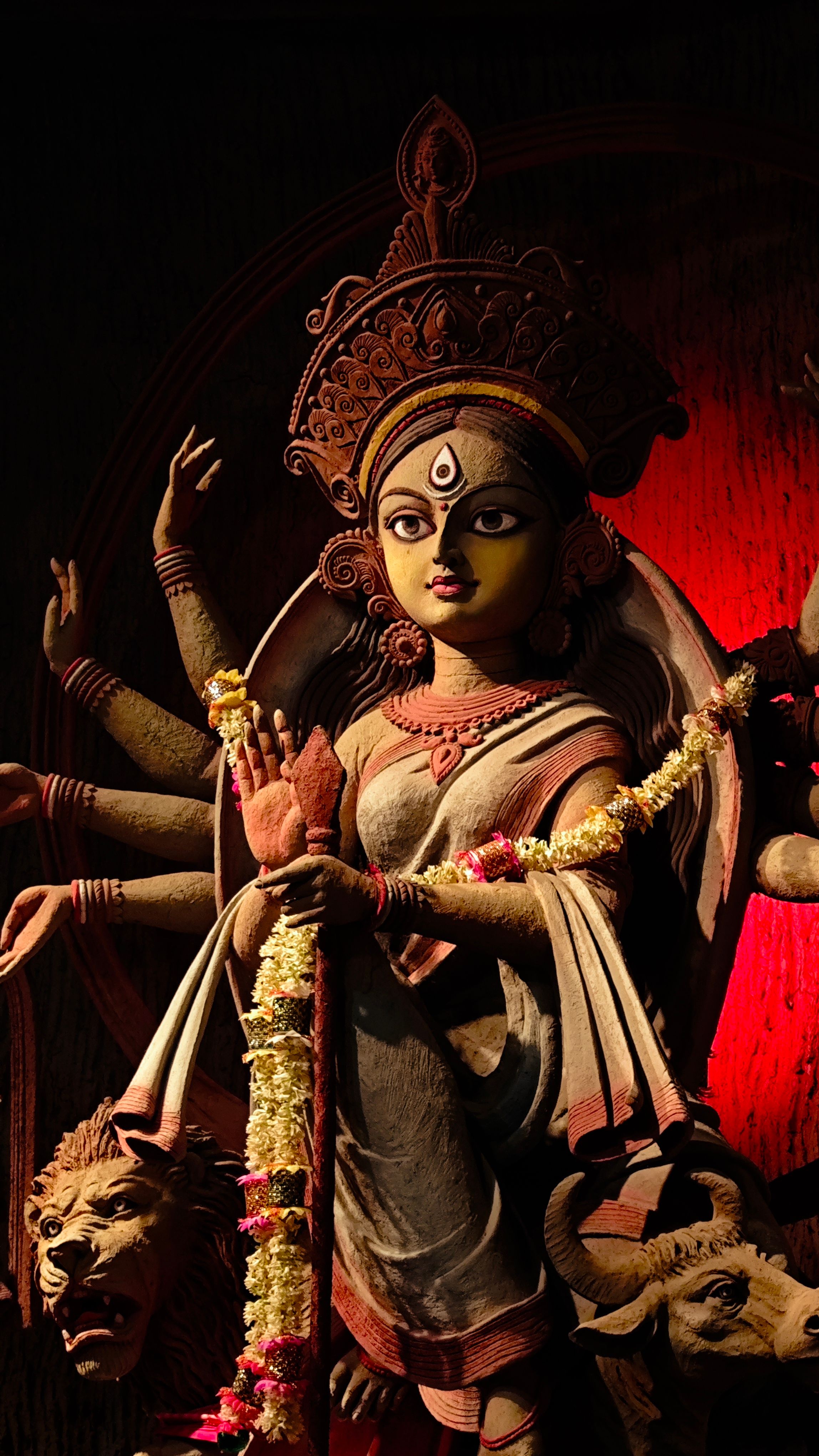 Intricate Statue of Goddess Durga with Multiple Arms · Free Stock Photo