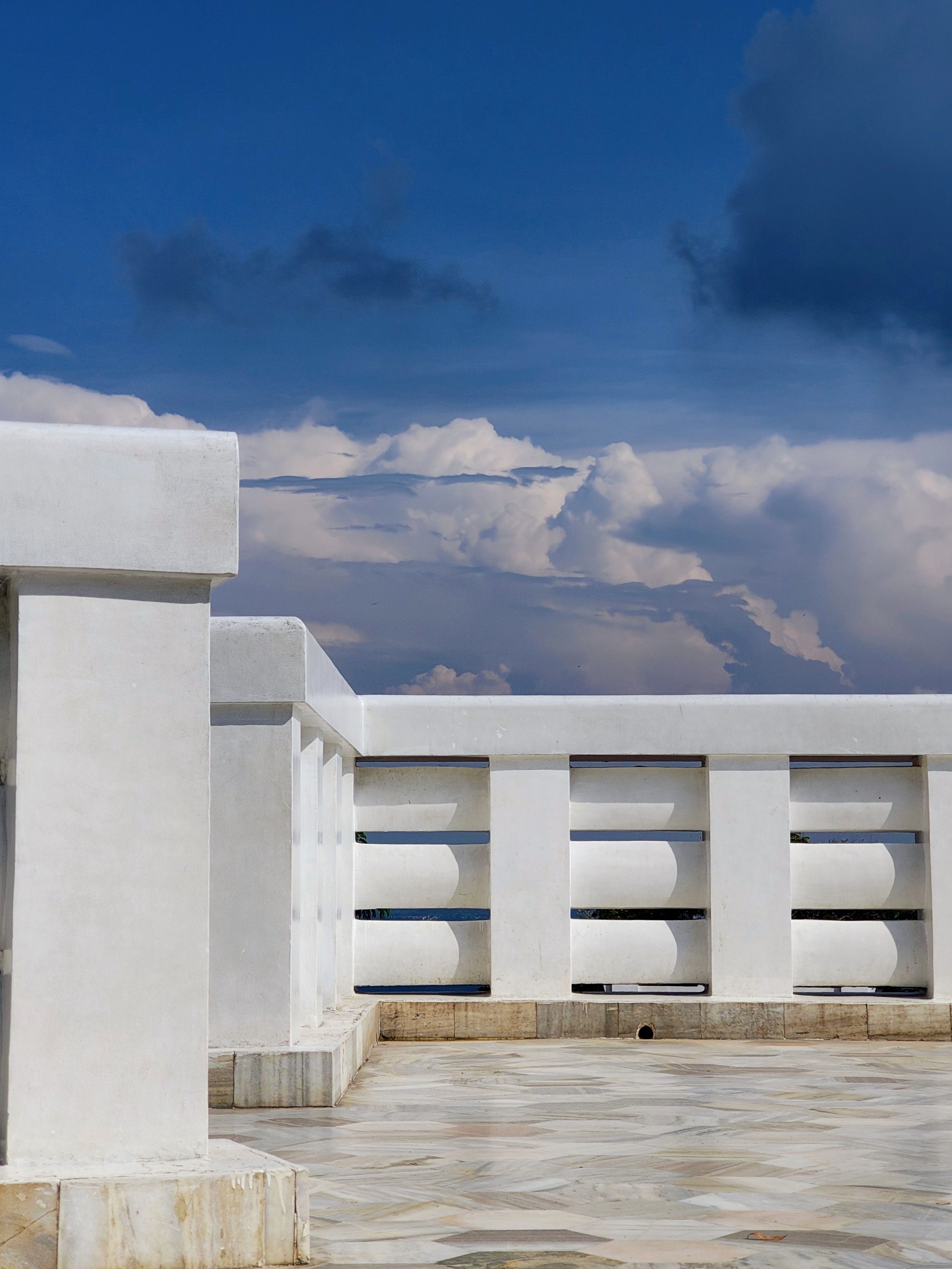 Modern Rooftop with Architectural Design · Free Stock Photo
