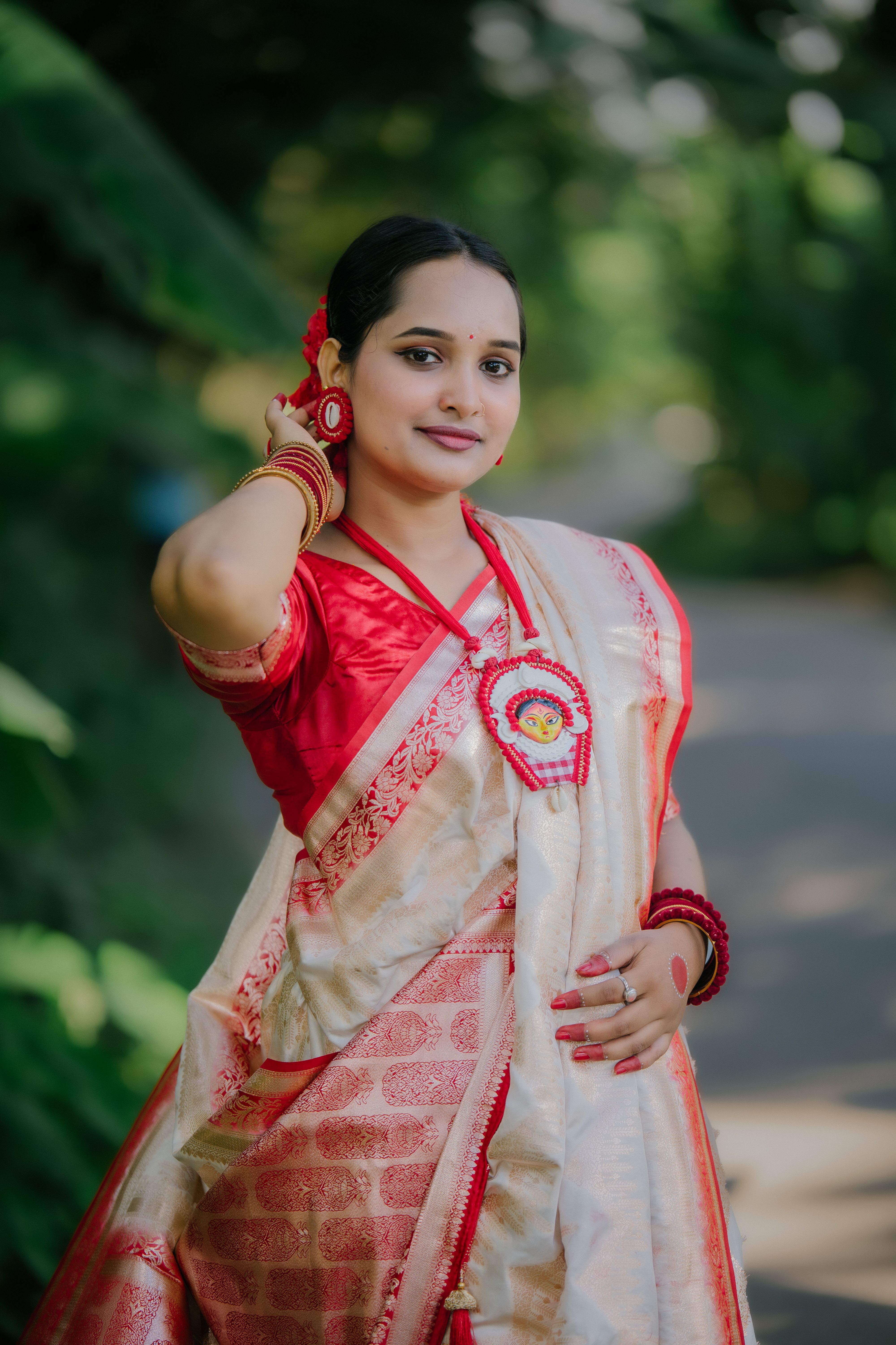 Indian Sexy Lady In Saree Photos, Download The BEST Free Indian Sexy ...