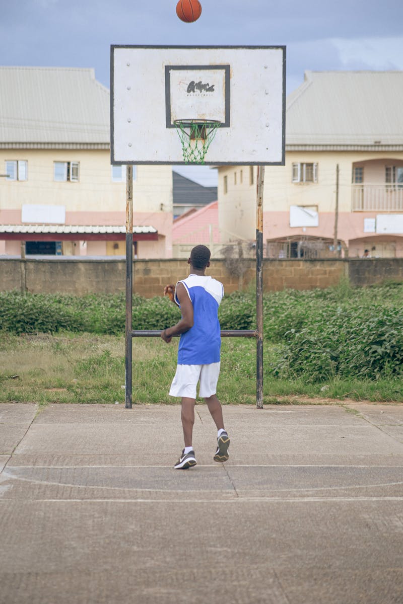 Netball Court Photos, Download The BEST Free Netball Court Stock Photos ...
