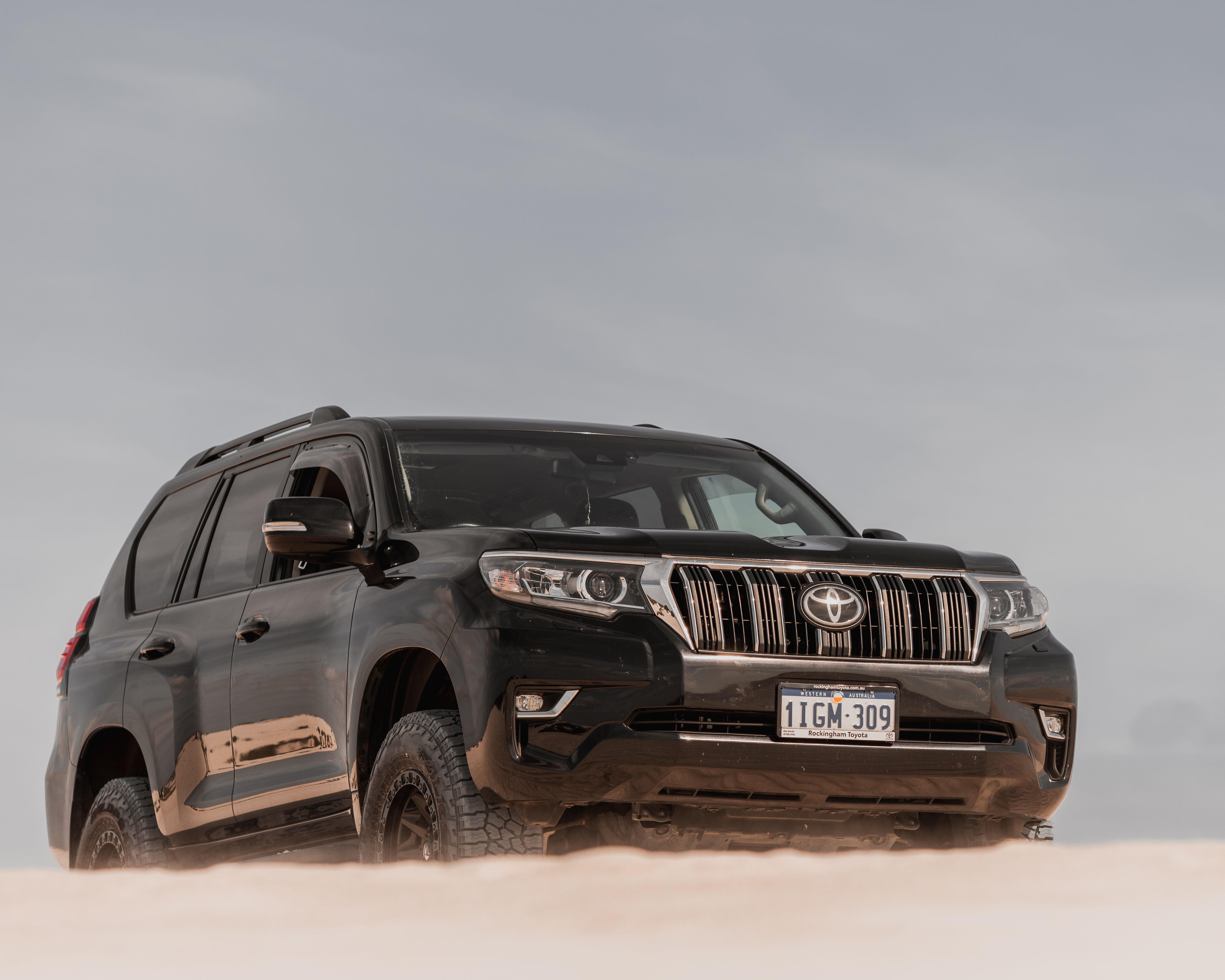 Toyota Prado Photos, Download The BEST Free Toyota Prado Stock Photos ...