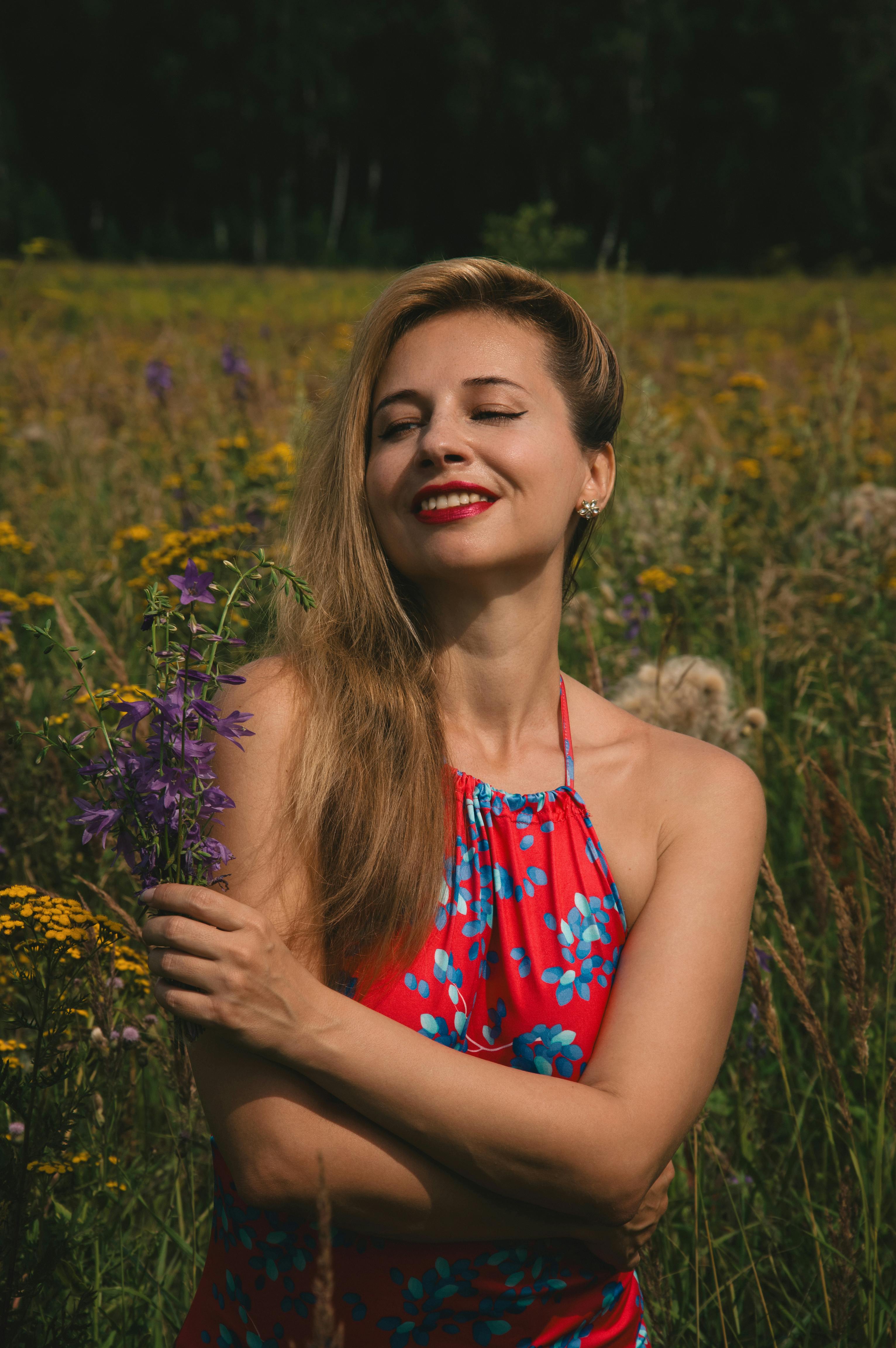 Happy Wom Photos, Download The BEST Free Happy Wom Stock Photos & HD Images