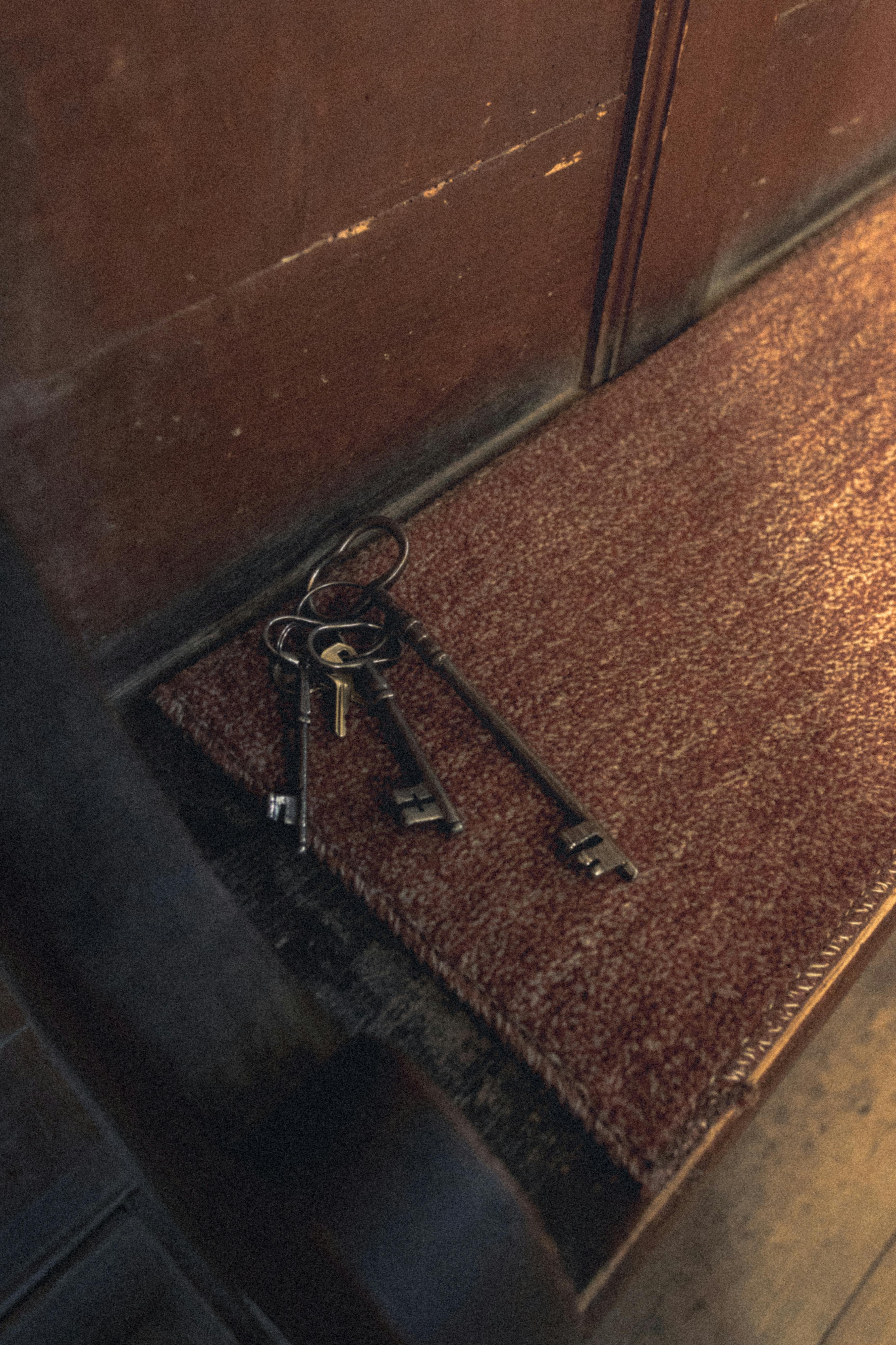 Vintage Keys on Old Wooden Bench · Free Stock Photo
