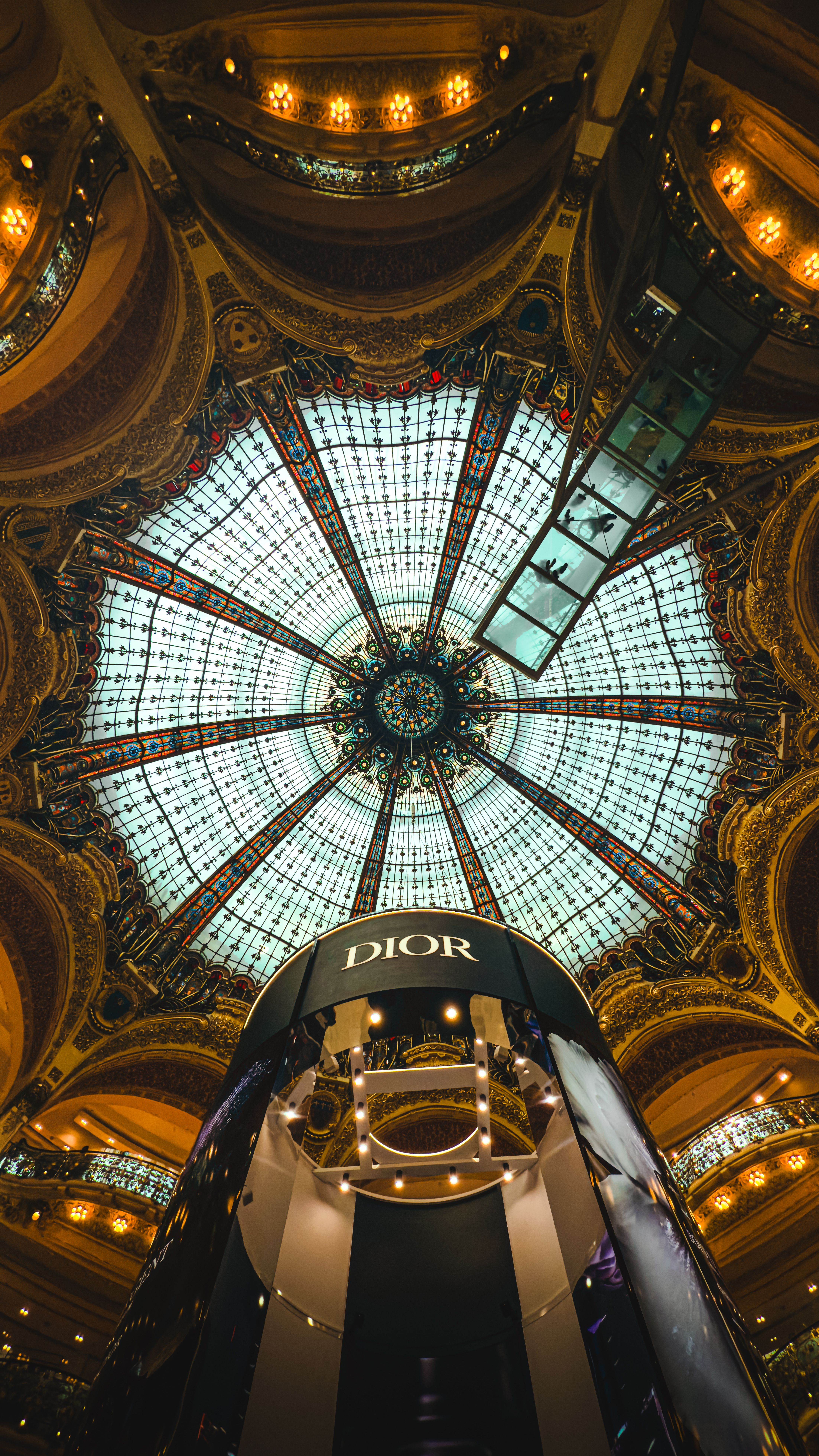 Majestic Dome Ceiling at Galeries Lafayette, Paris · Free Stock Photo
