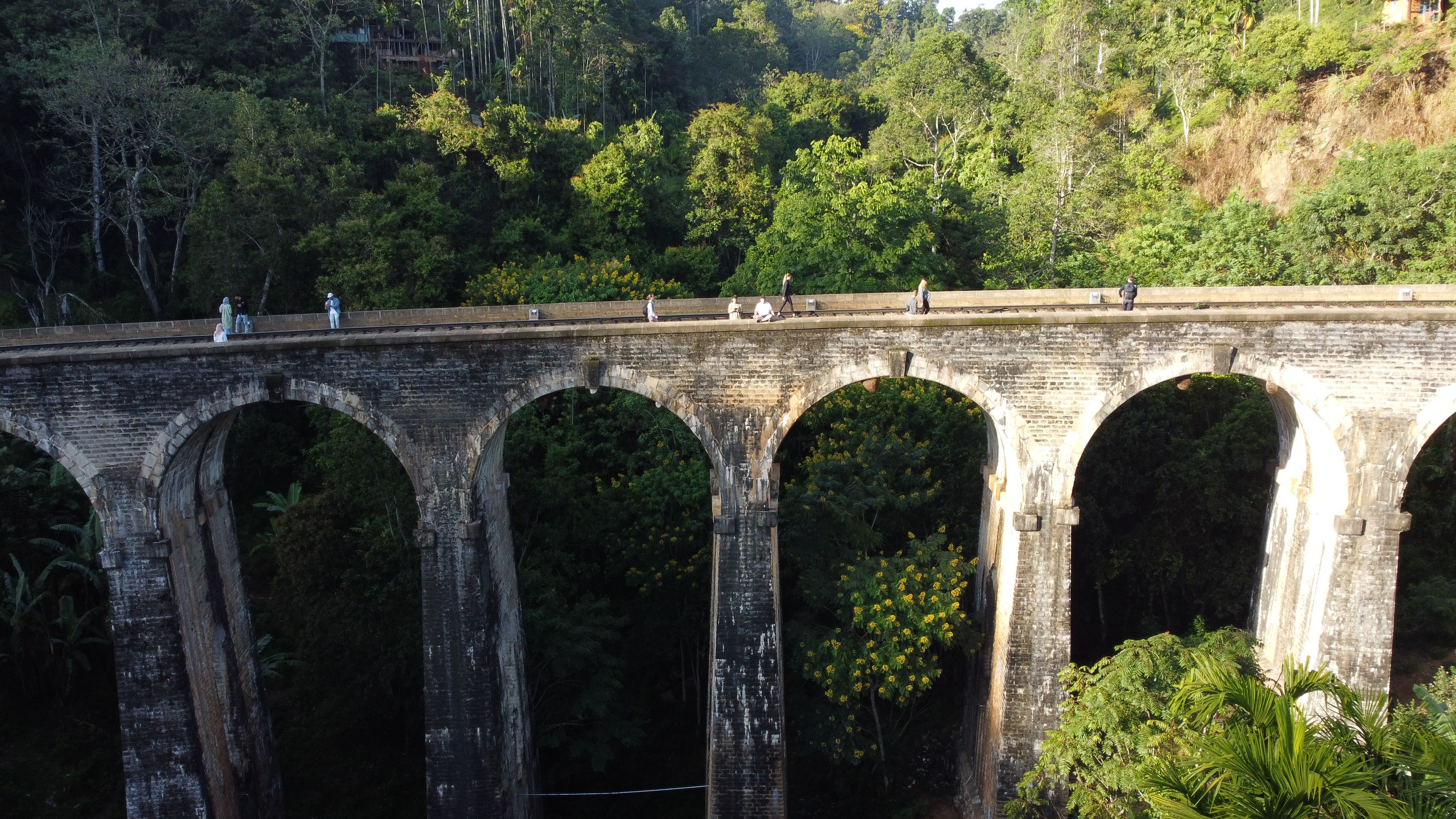 Scenic View of Nine Arches Bridge in Sri Lanka · Free Stock Photo